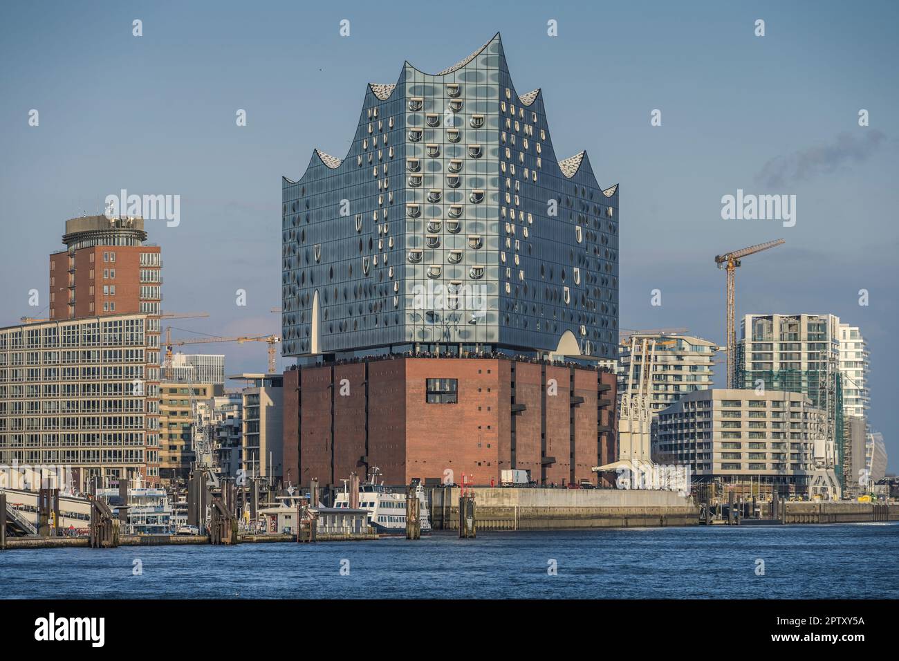 The elbphilharmonie hafencity hi-res stock photography and images - Alamy