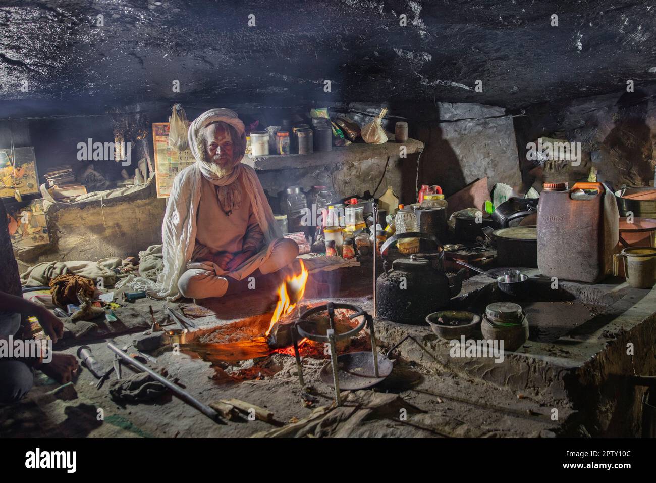 India, Uttarakhand, Gangotri. Himalaya. Pilgrimage site. Bhagirathi ...