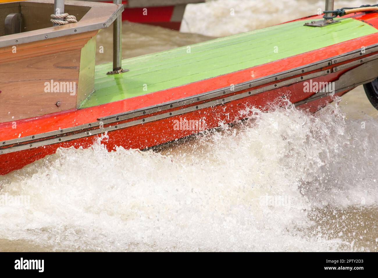 Water splashed from a speed boat in the river Stock Photo - Alamy
