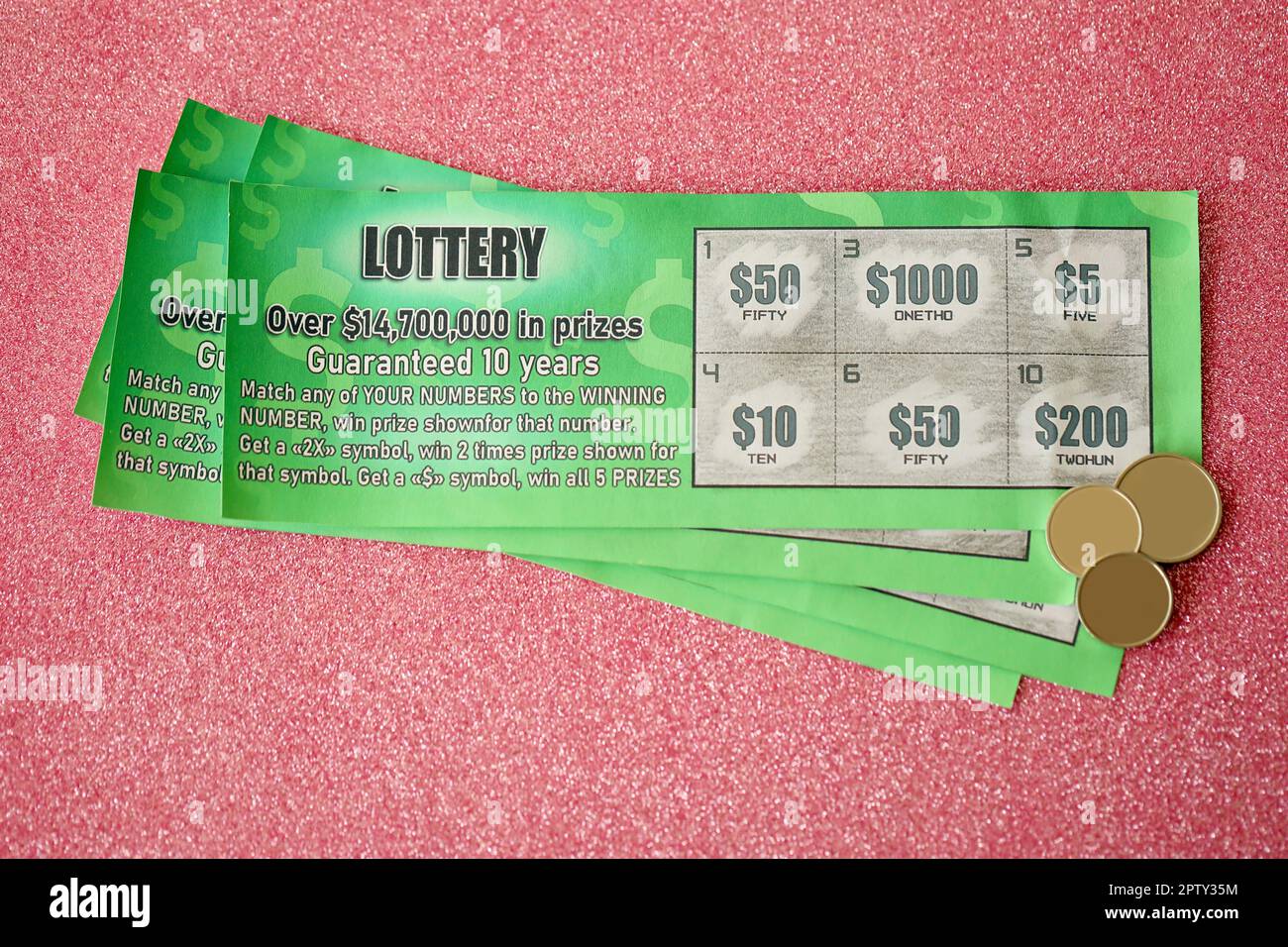 Scratch cards in the uk hi-res stock photography and images - Alamy