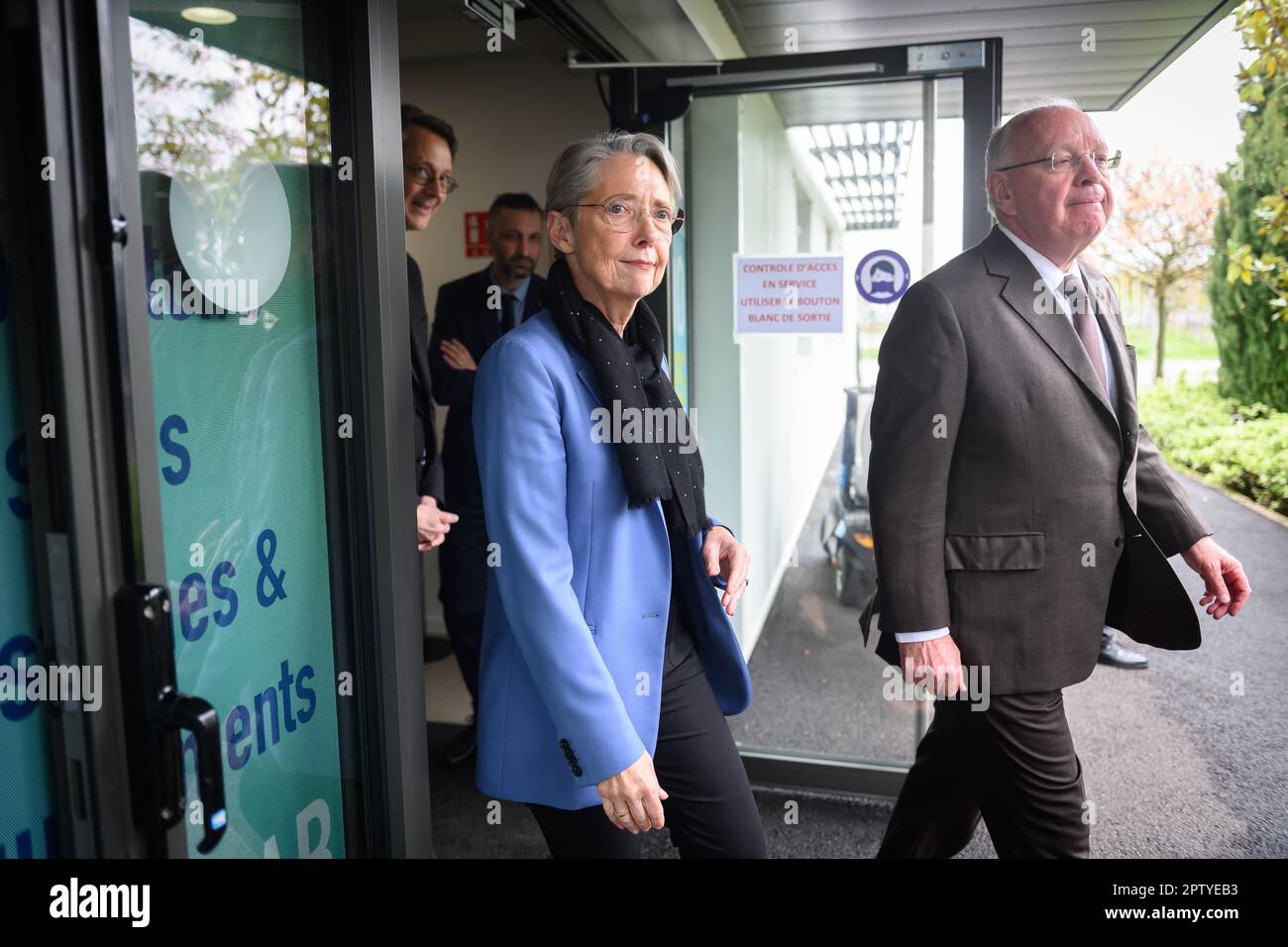 Velizy Villacoublay, France. 28th Apr, 2023. French Prime Minister ...