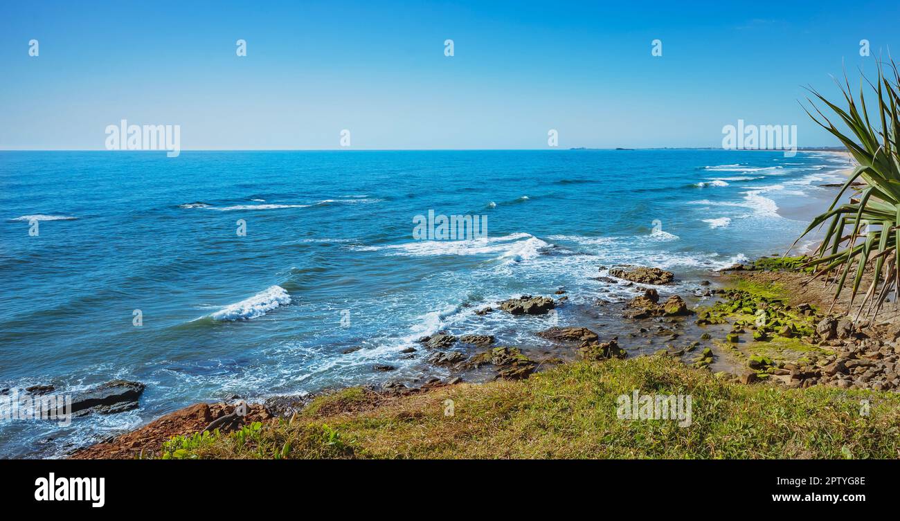 Ocean view from Point Arkwright lookout, Sunshine Coast, Queensland ...