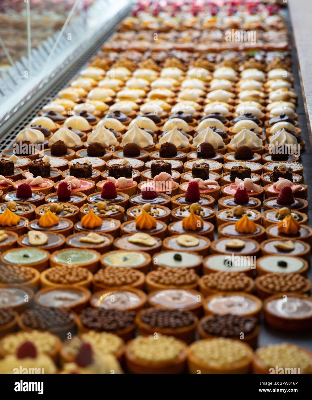 Rows of dessert hi-res stock photography and images - Alamy