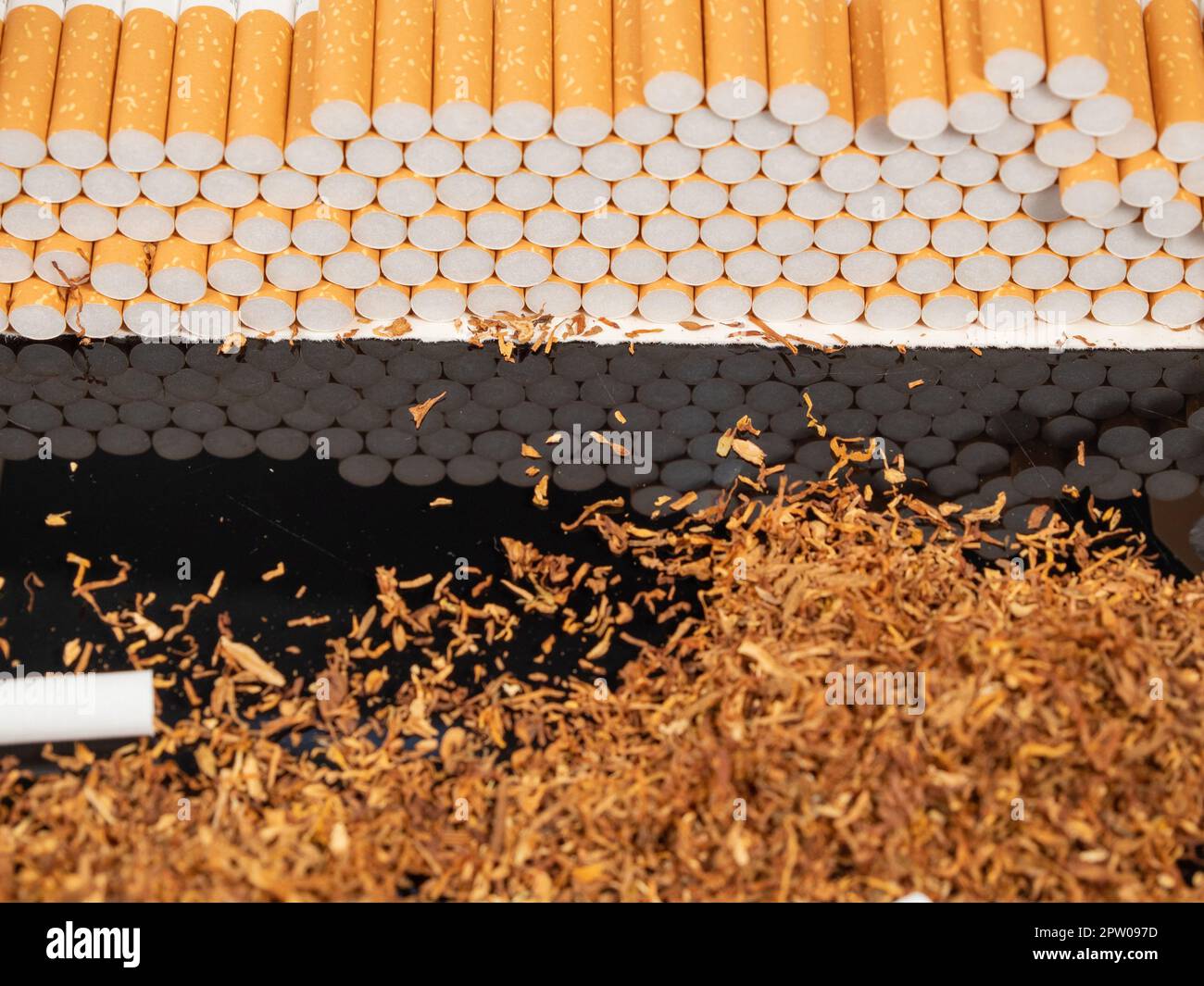 Cigar cases hi-res stock photography and images - Alamy
