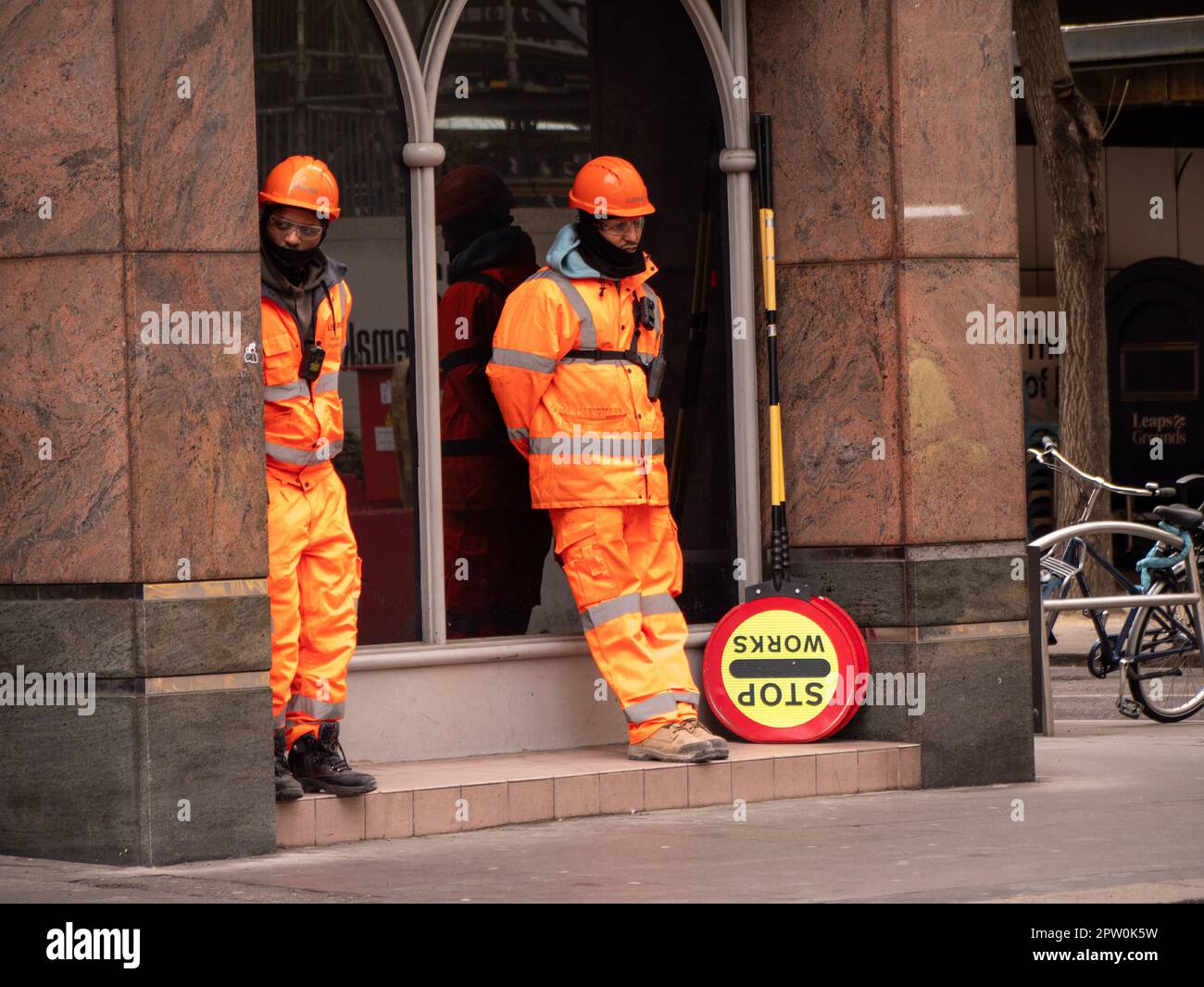Banksman stop sign hi-res stock photography and images - Alamy