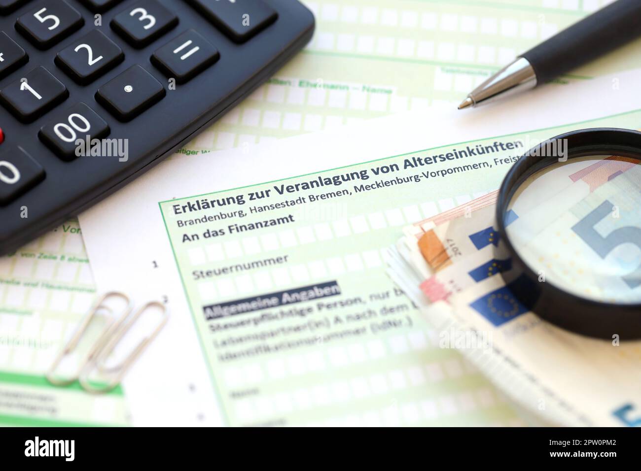 German statement on the assessment of retirement income with calculator ...