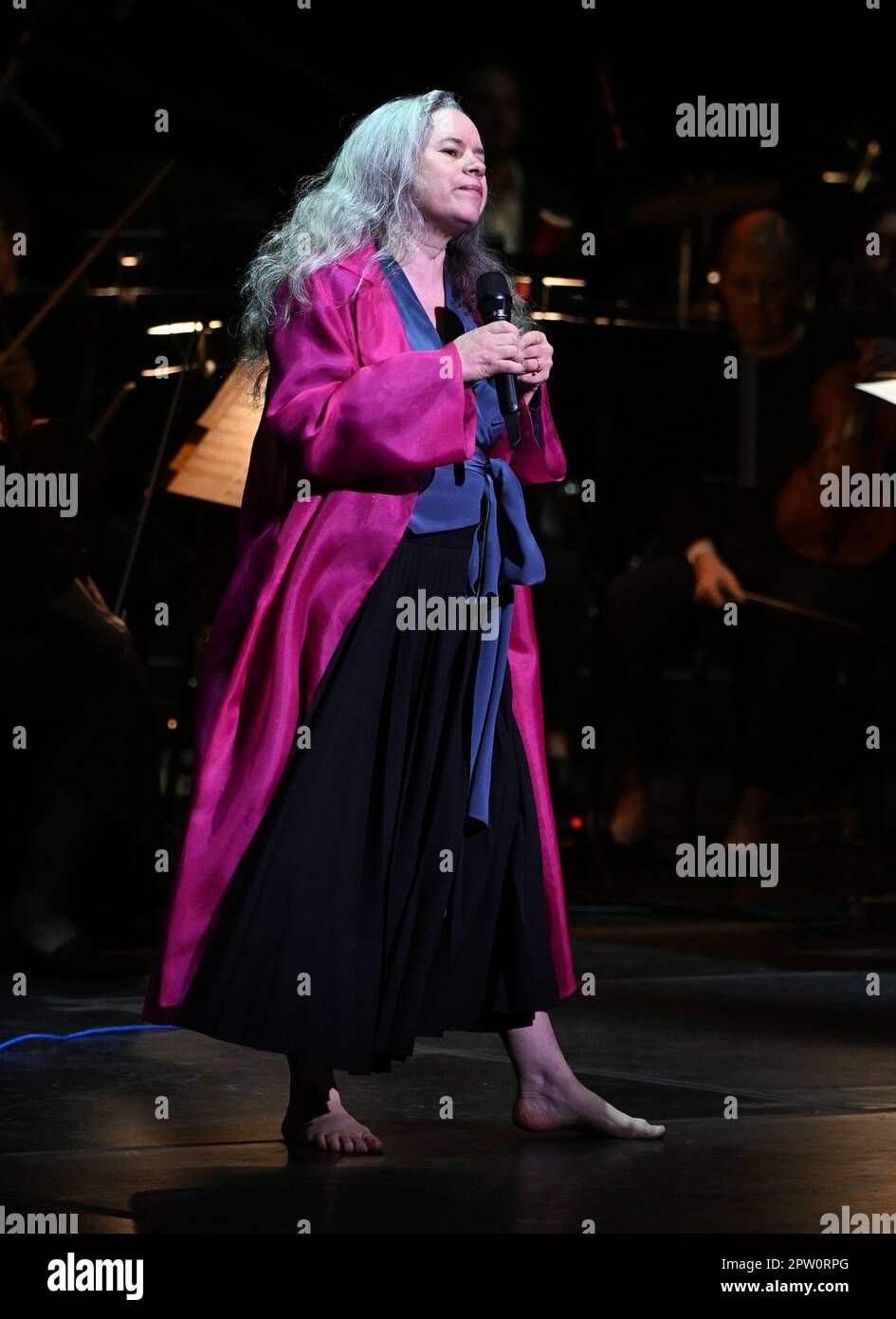 Natalie merchant singer hi-res stock photography and images - Alamy