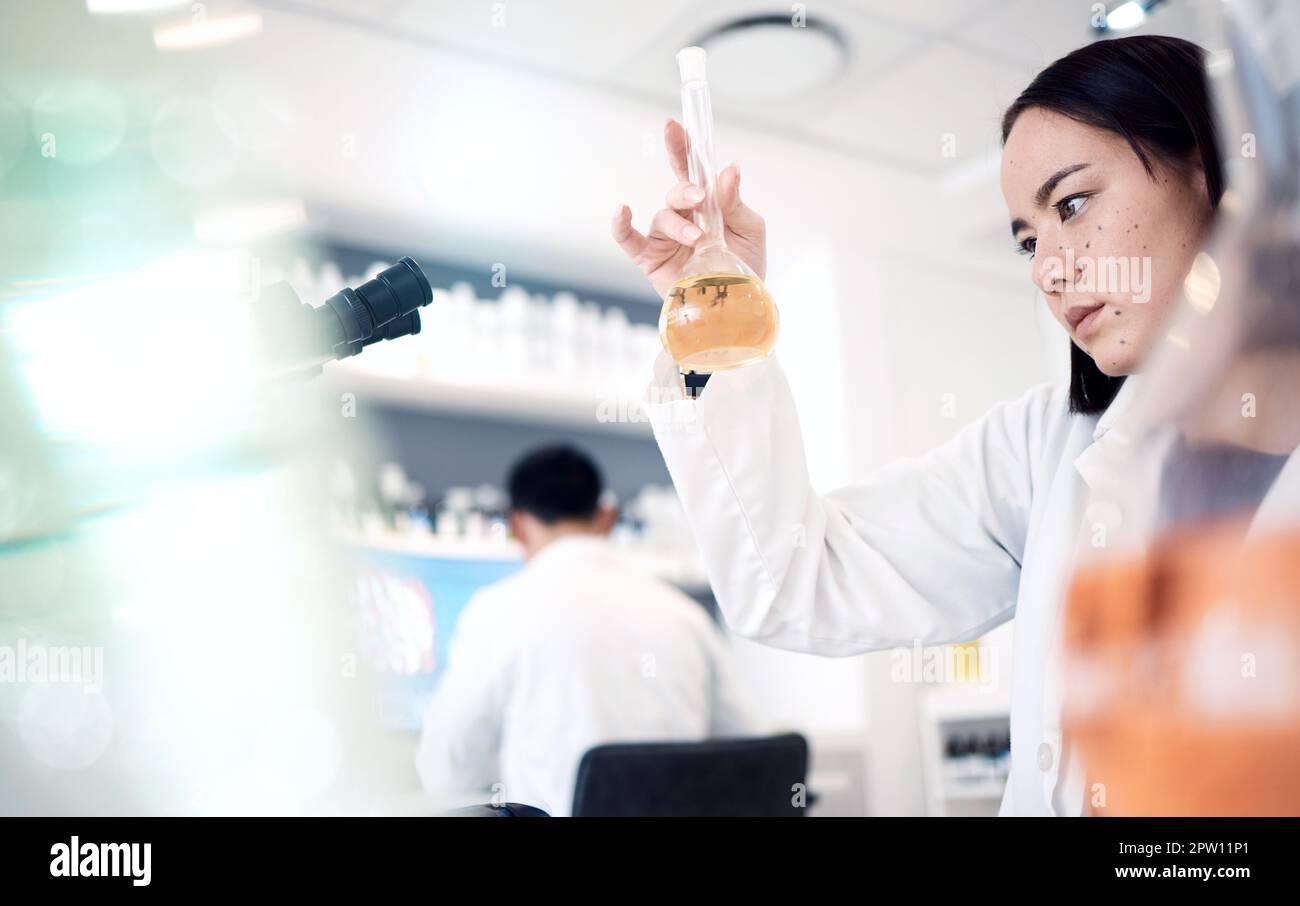 Scientis hi-res stock photography and images - Alamy