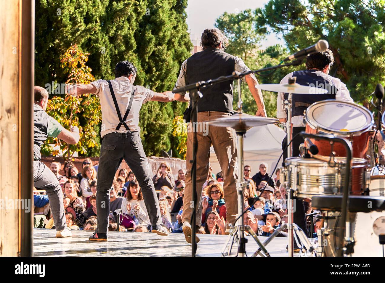 Male group stage hi-res stock photography and images - Alamy