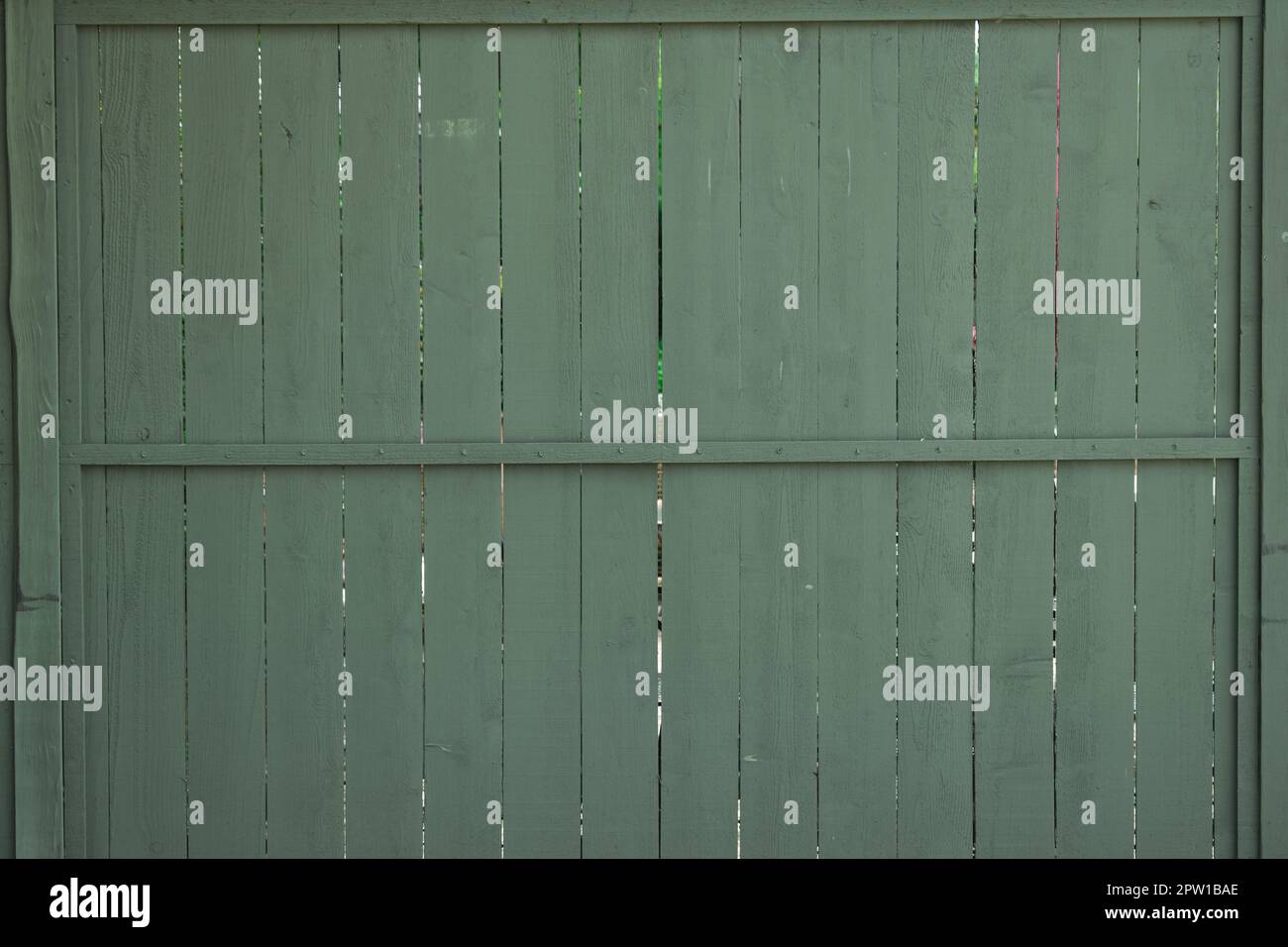 Vertical green fence slats hi-res stock photography and images - Alamy
