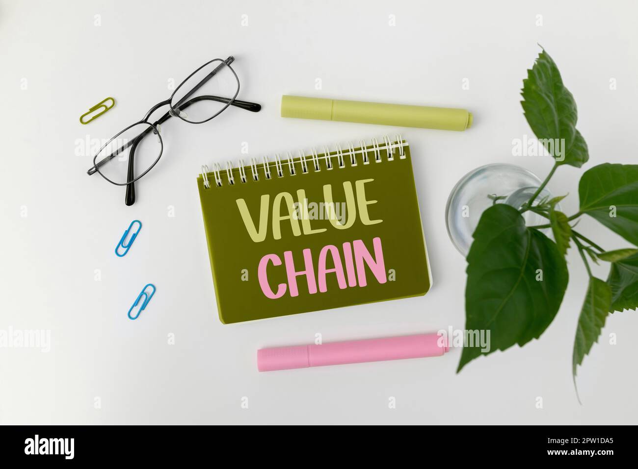 Conceptual caption Value Chain, Business concept Business manufacturing ... Conceptual caption Value Chain, Business concept Business manufacturing ...