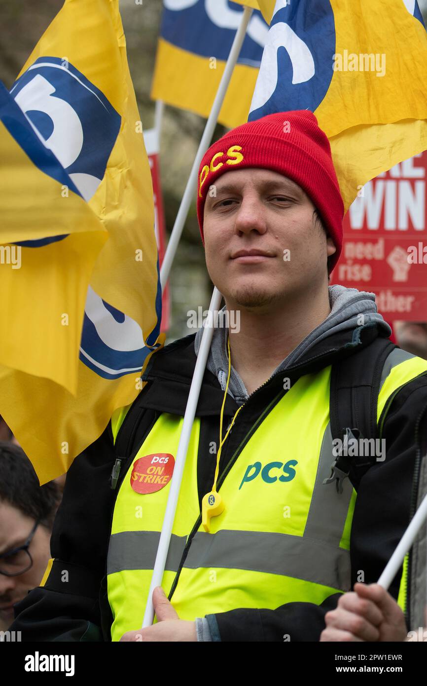 Civil service workplace uk hi-res stock photography and images - Alamy