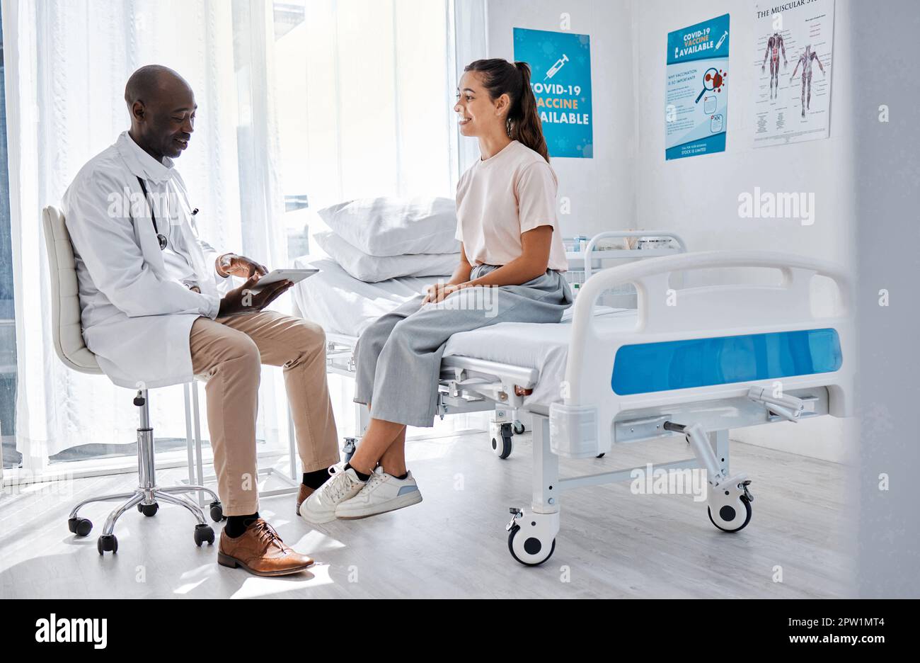 Doctor consulting, explaining diagnosis and medical checkup on digital ...