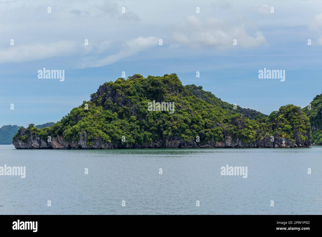 Beautiful island landscape of Halong Bay the UNESCO world heritage site ...