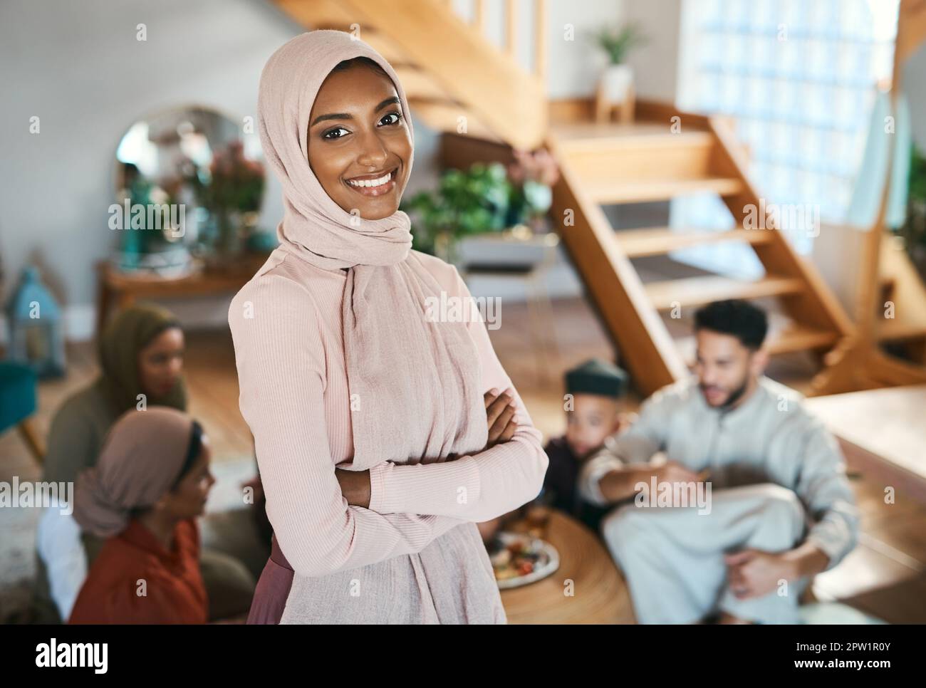 Pakistan muslim woman hijab hi-res stock photography and images - Alamy