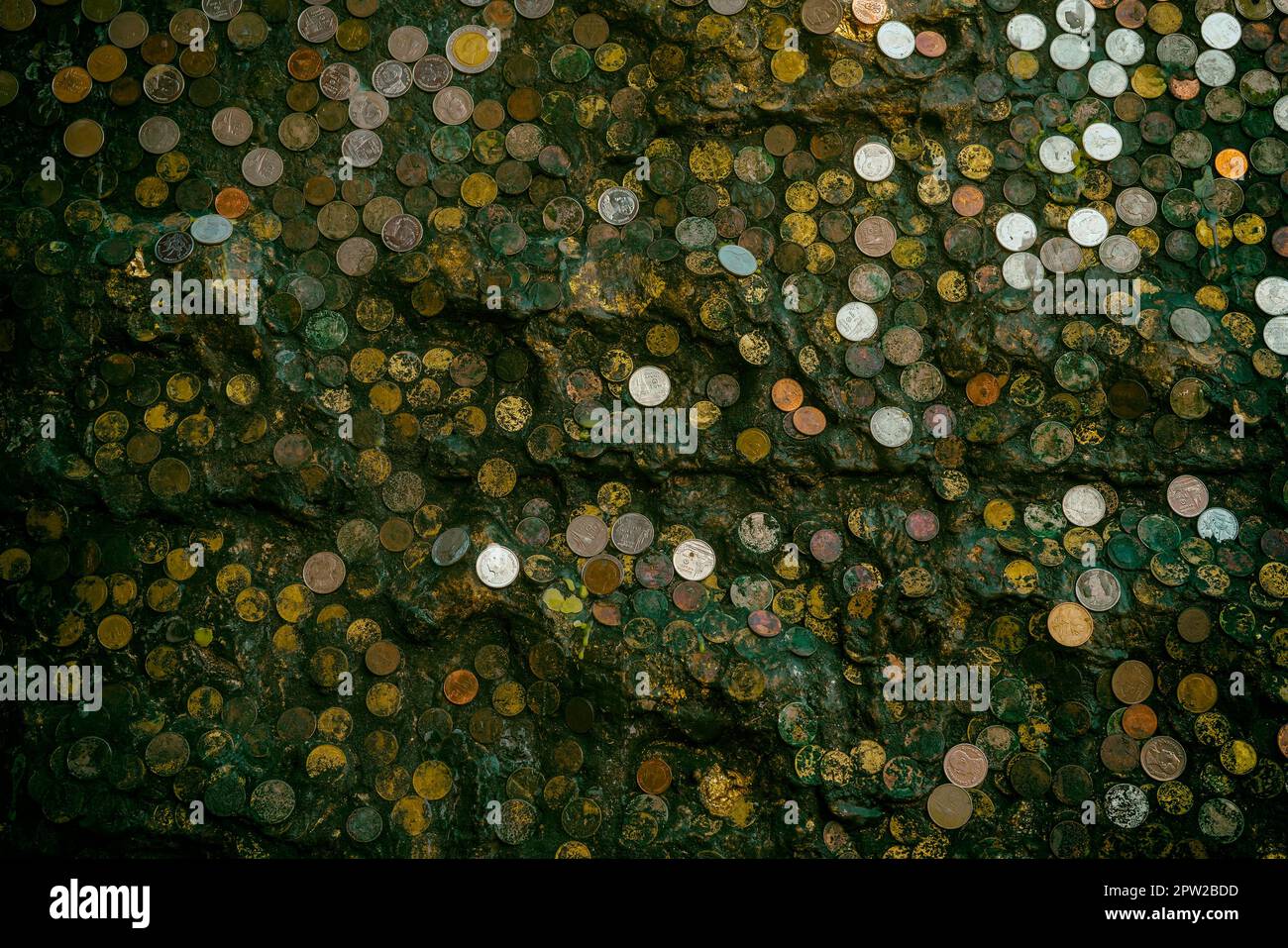 Coins texture hi-res stock photography and images - Alamy