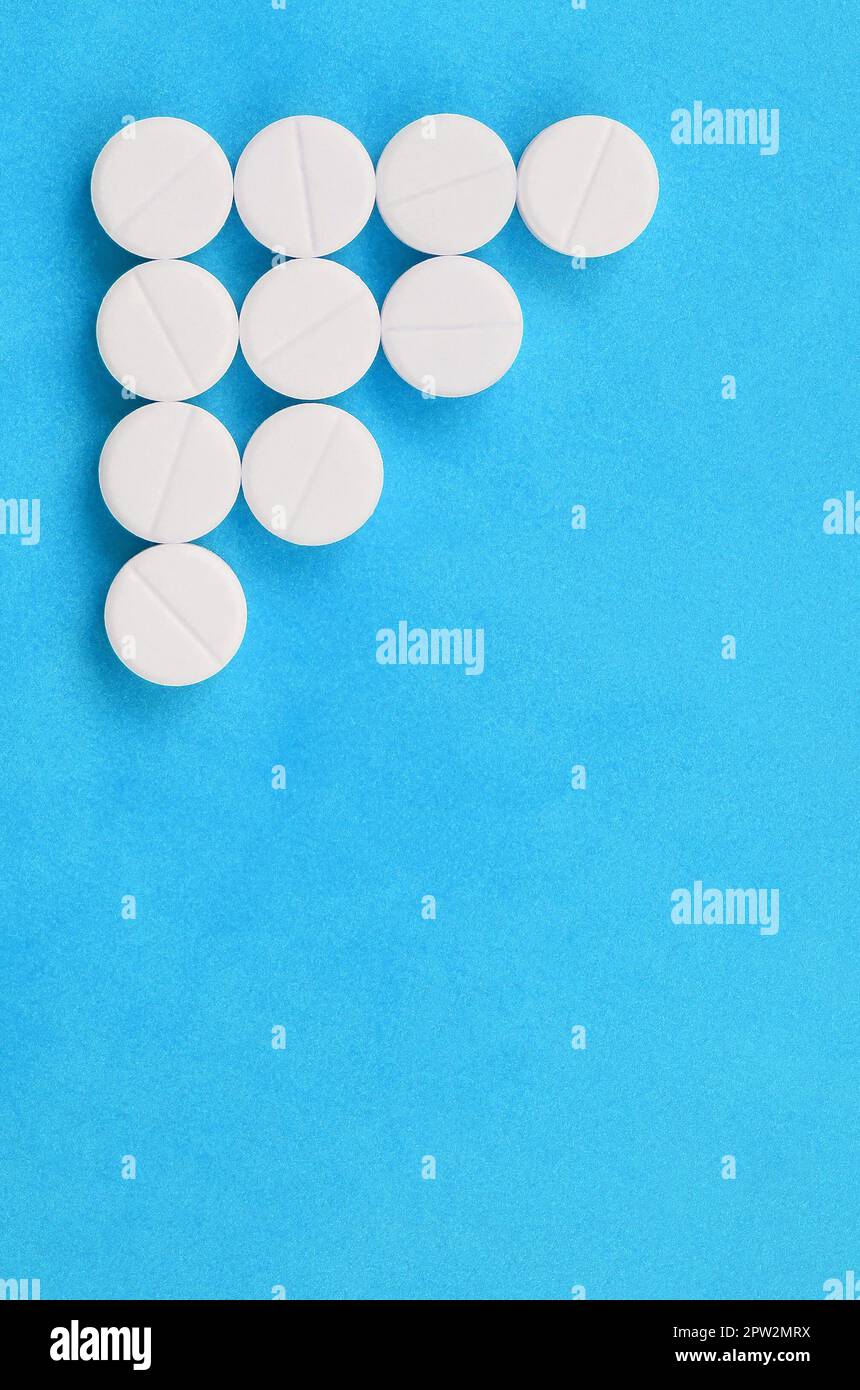 Vitamin pills arrow hi-res stock photography and images - Alamy