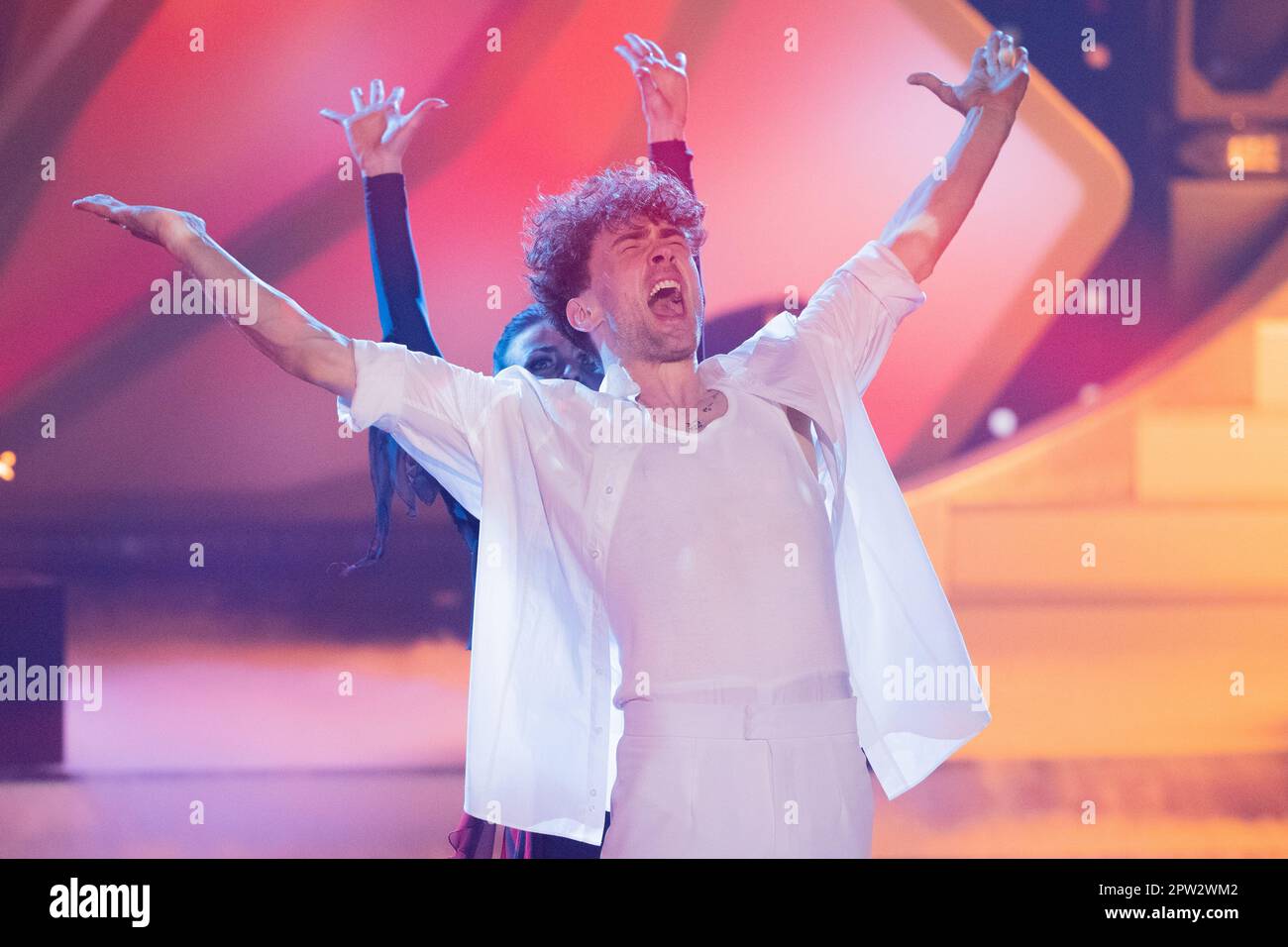 Cologne, Germany. 28th Apr, 2023. Timon Krause, mentalist, and Ekaterina Leonova, professional ...