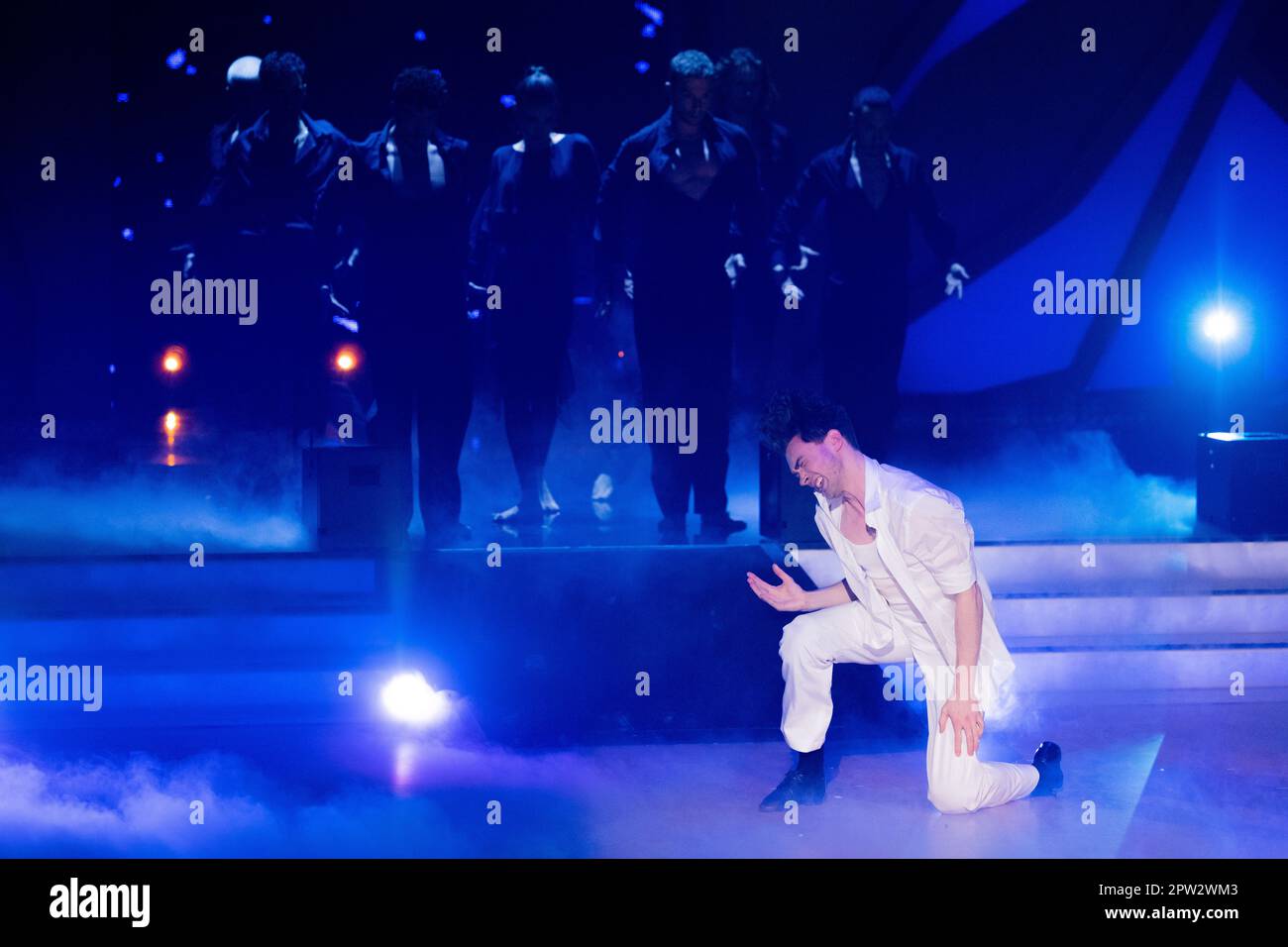 Cologne, Germany. 28th Apr, 2023. Timon Krause, mentalist, dances in ...