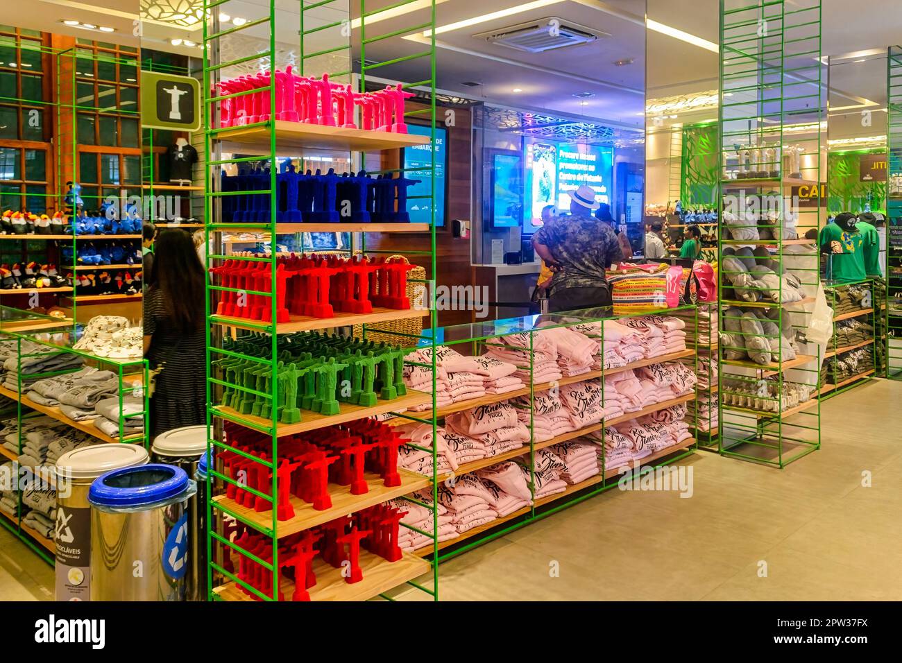 Rio de Janeiro, Brazil - April 14, 2023: Retail store Stock Photo - Alamy