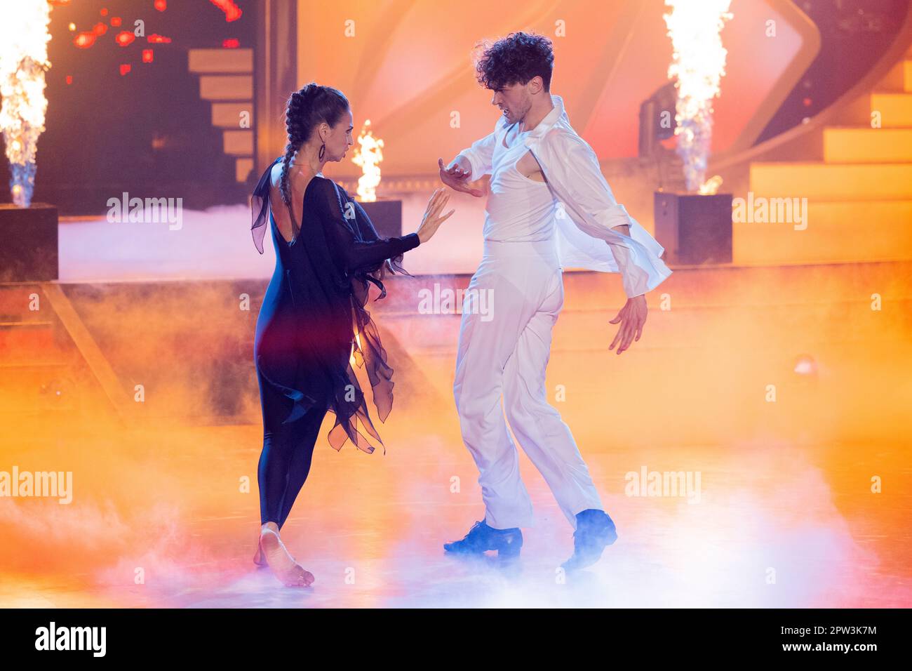 Cologne, Germany. 28th Apr, 2023. Timon Krause, mentalist, and Ekaterina Leonova, professional ...