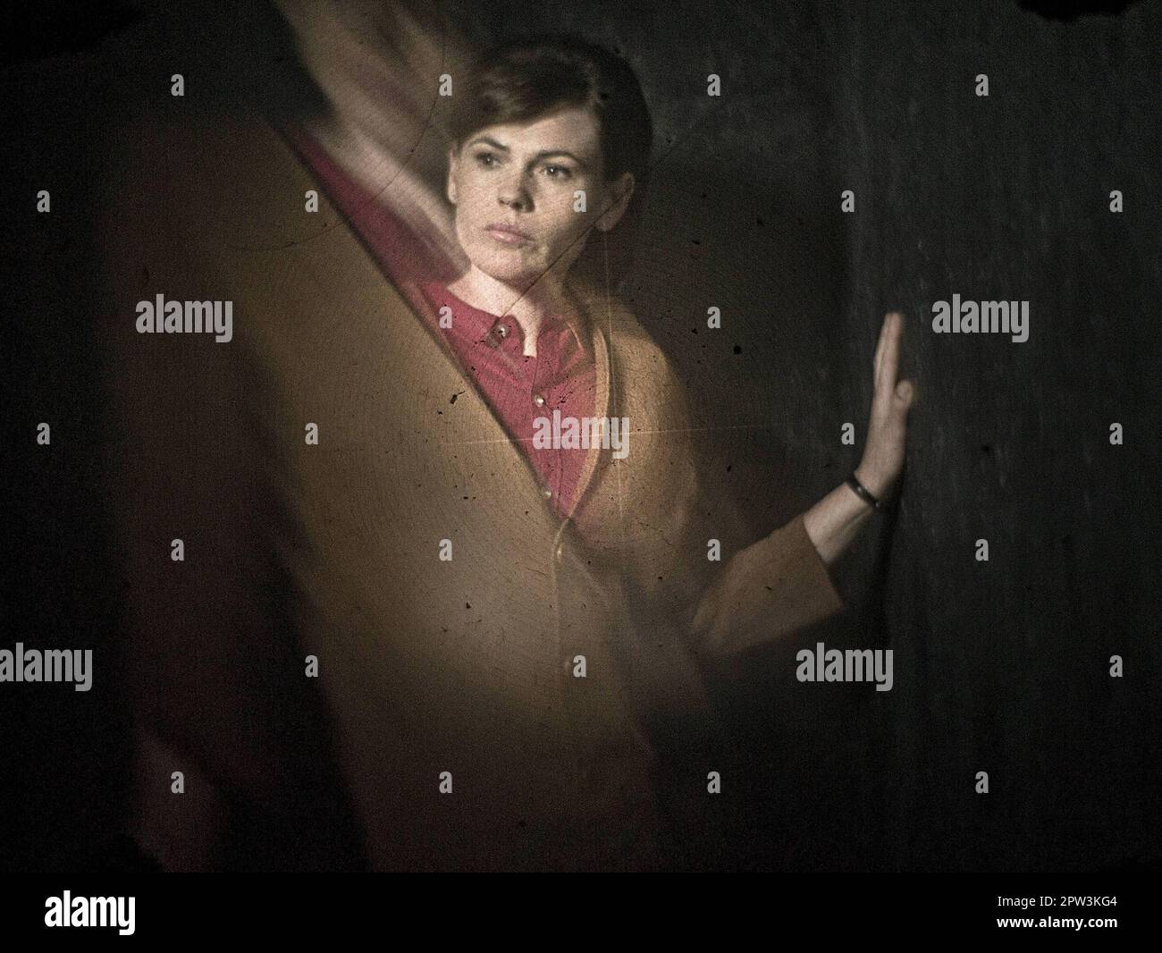 Los Angeles, USA. Clea DuVall in ©FX Network new TV series: American ...