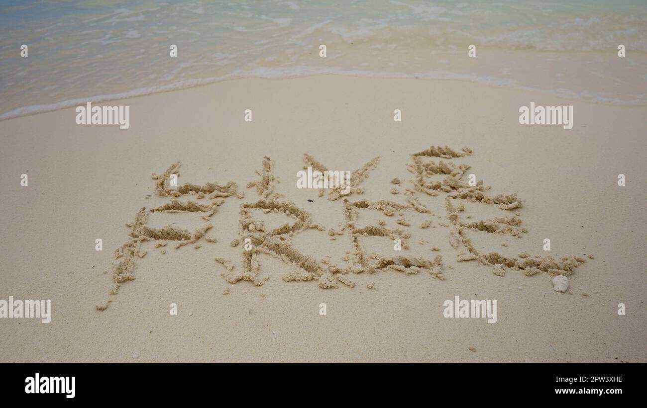 Beach Summer Saying Script Sign. Summer Holidays Stock Photo - Alamy