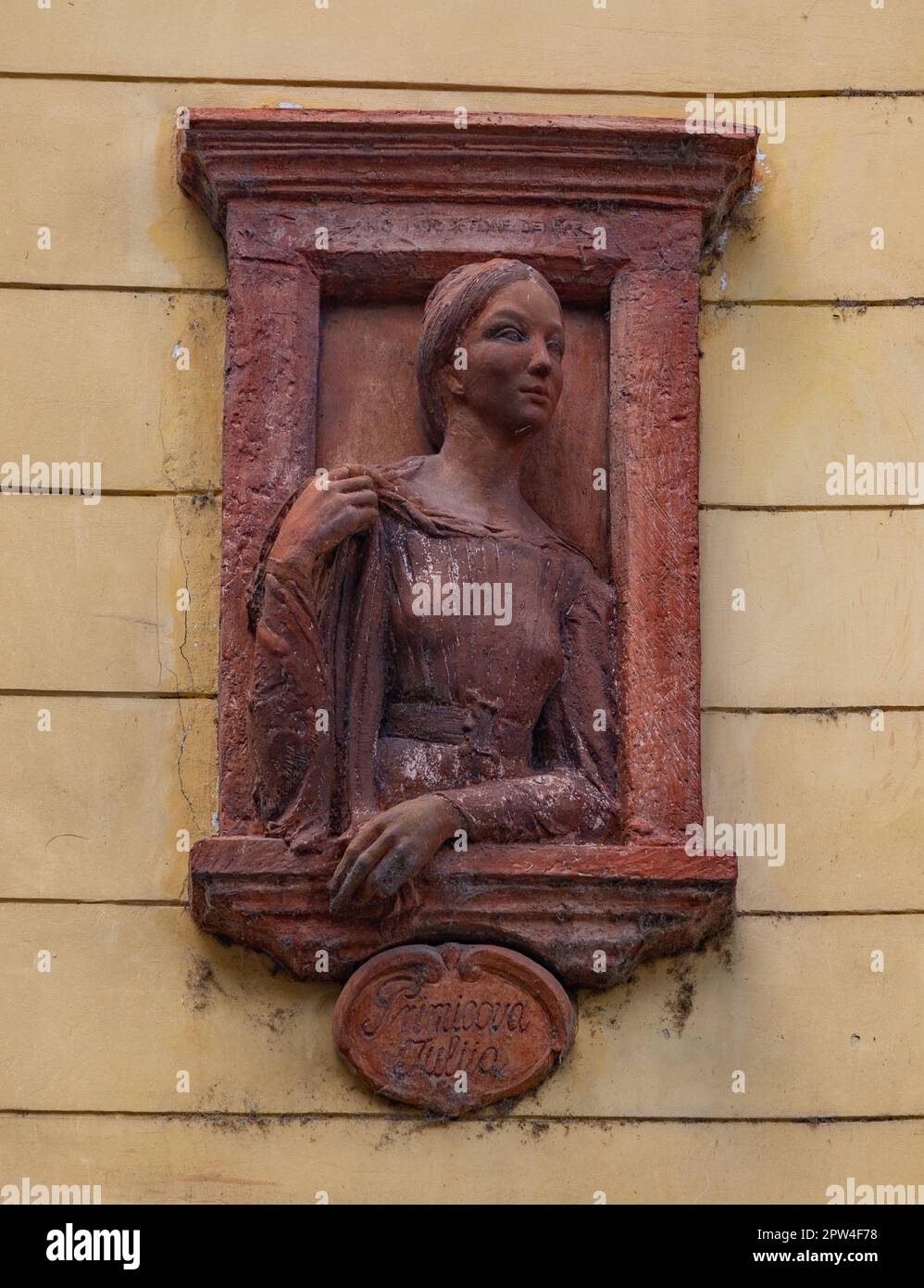 A picture of the statue of Julija Primic on display on a building's ...