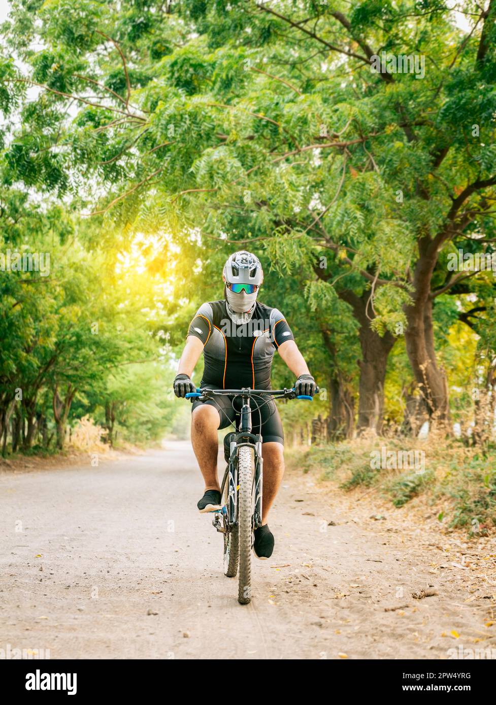 Fat sportsman hi-res stock photography and images - Alamy