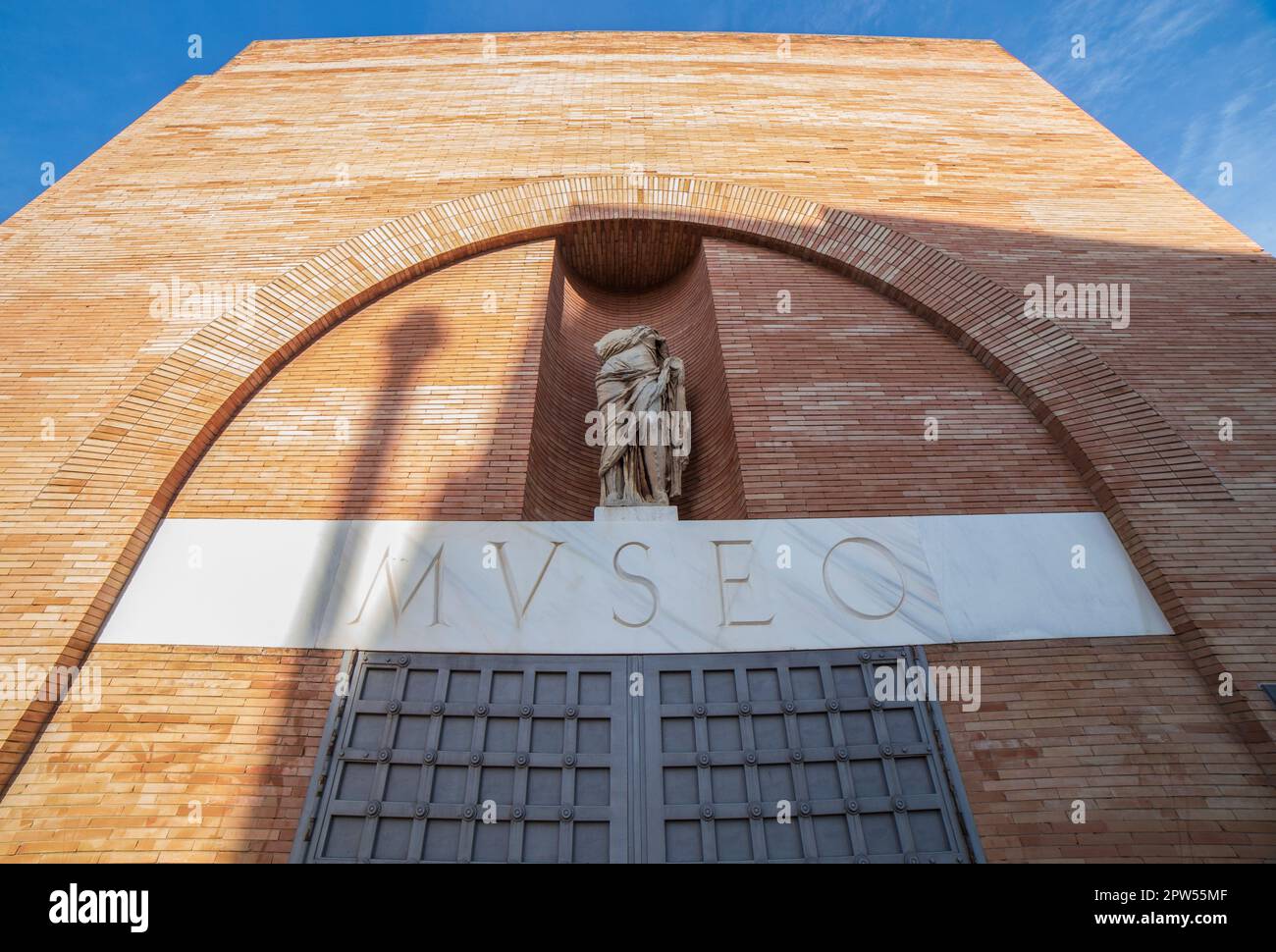 Contemporary art museum merida hi-res stock photography and images - Alamy