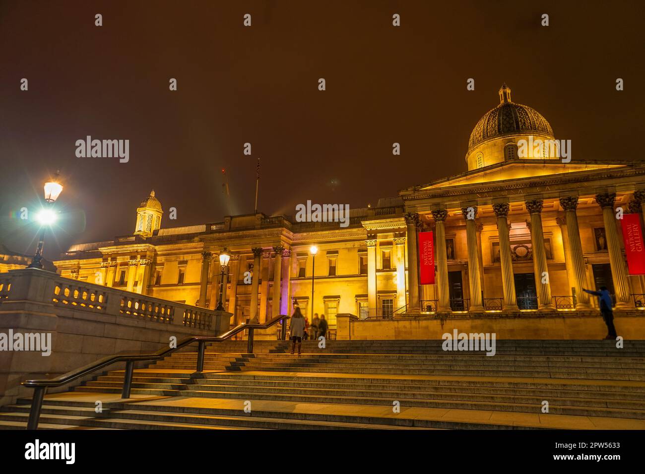 National Gallery art museum of night view (London). Shooting Location ...