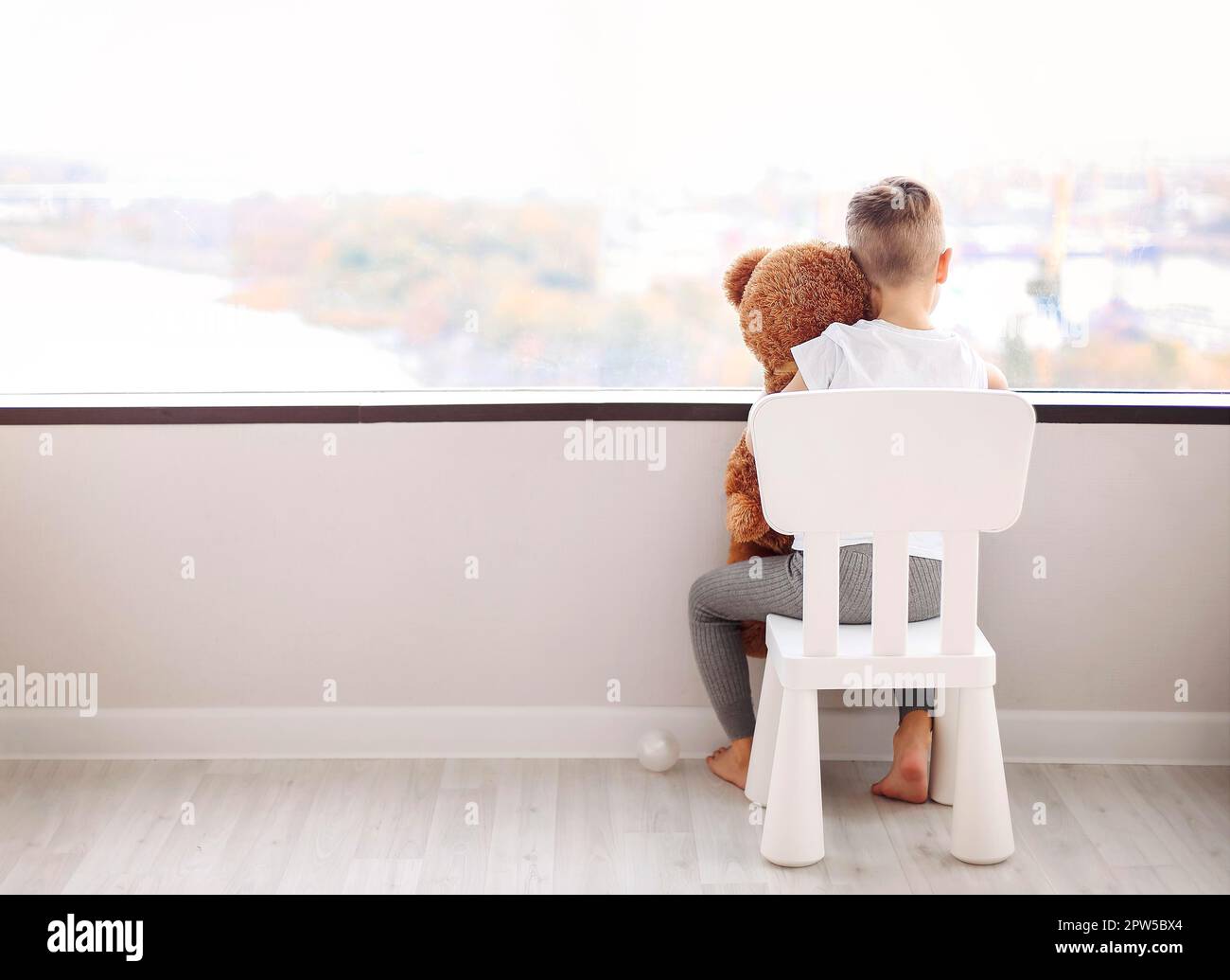 Teddy bear autumn hi-res stock photography and images - Alamy