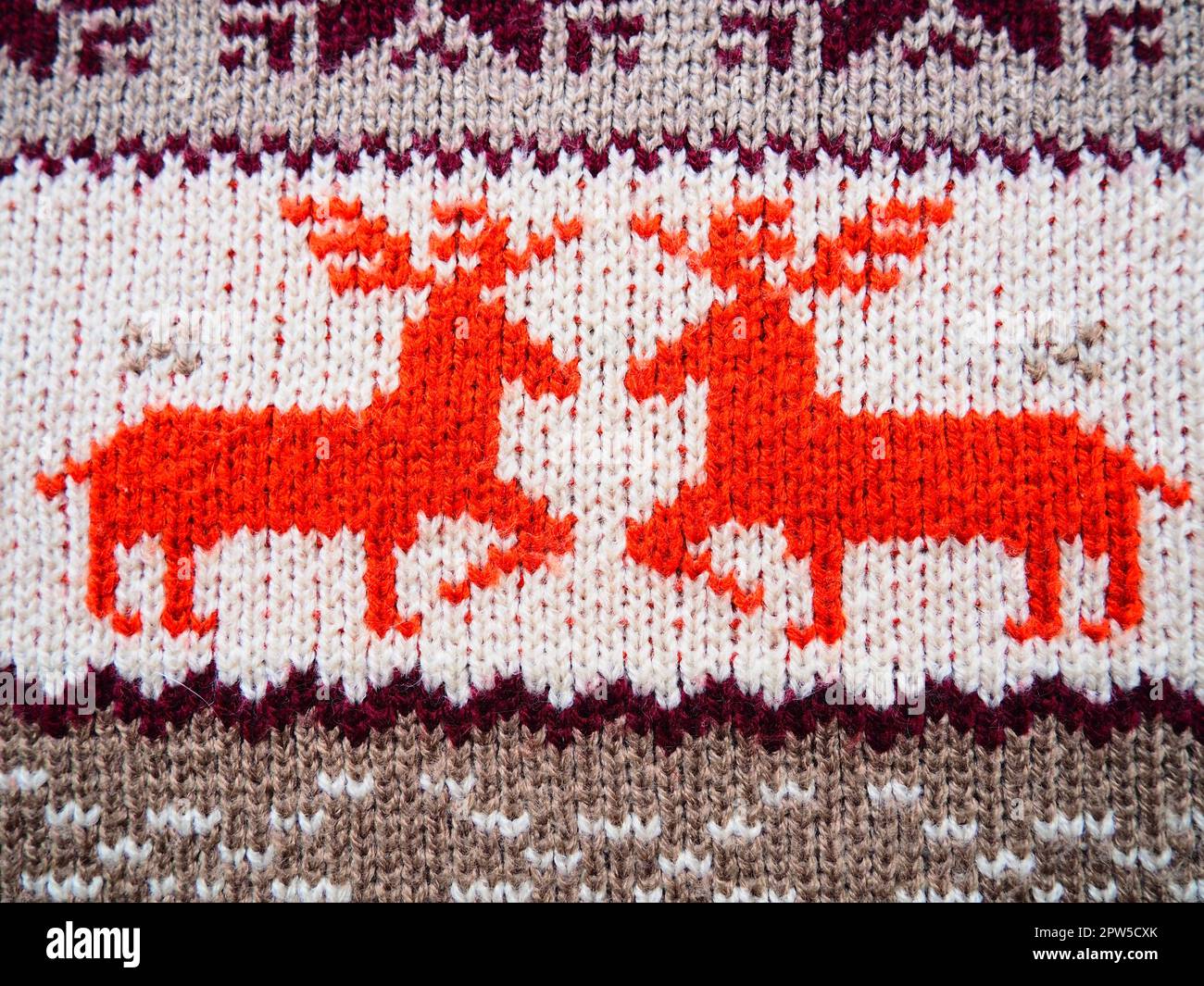Double deer pattern hi-res stock photography and images - Alamy