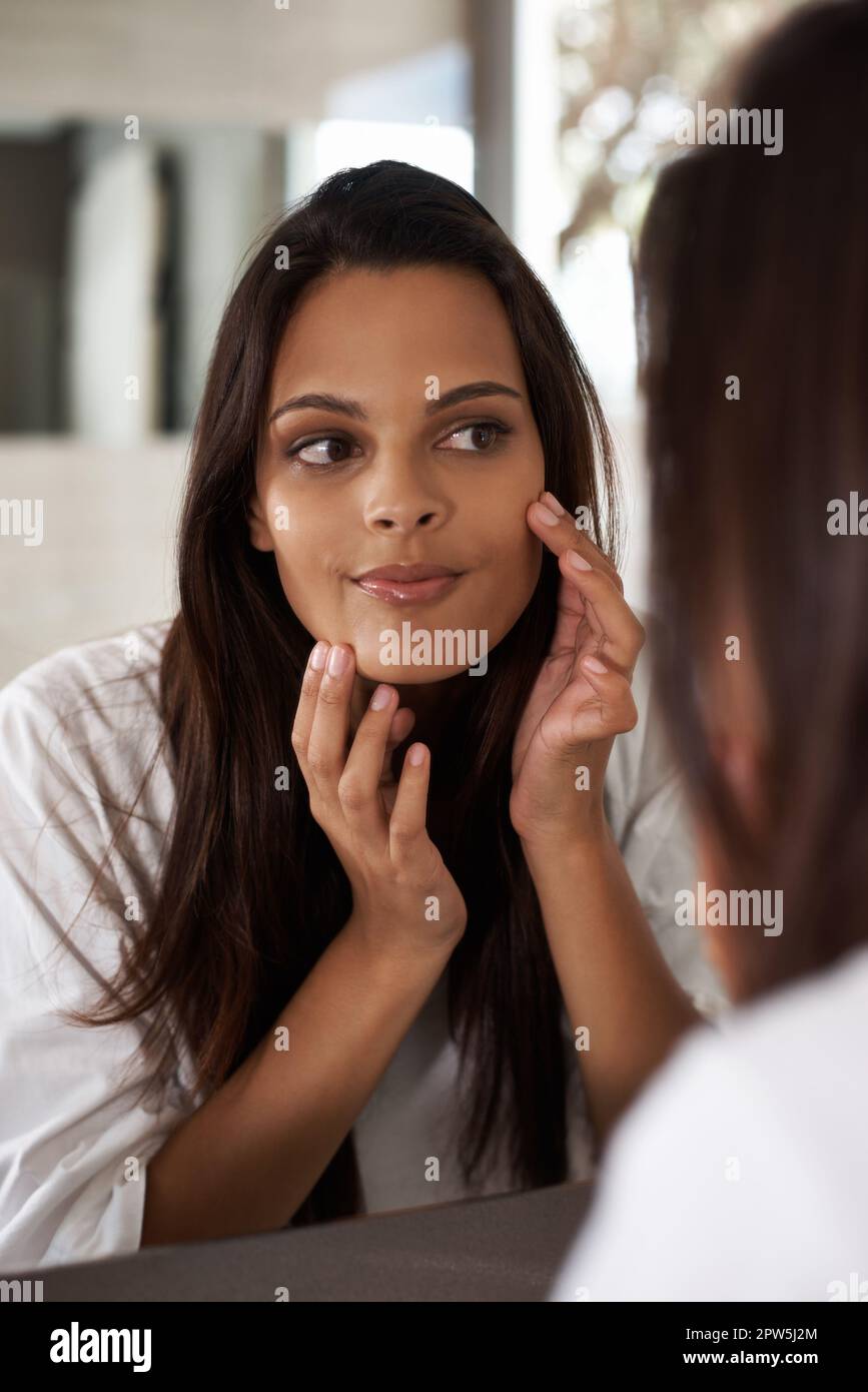 Skin imperfections hi-res stock photography and images - Alamy