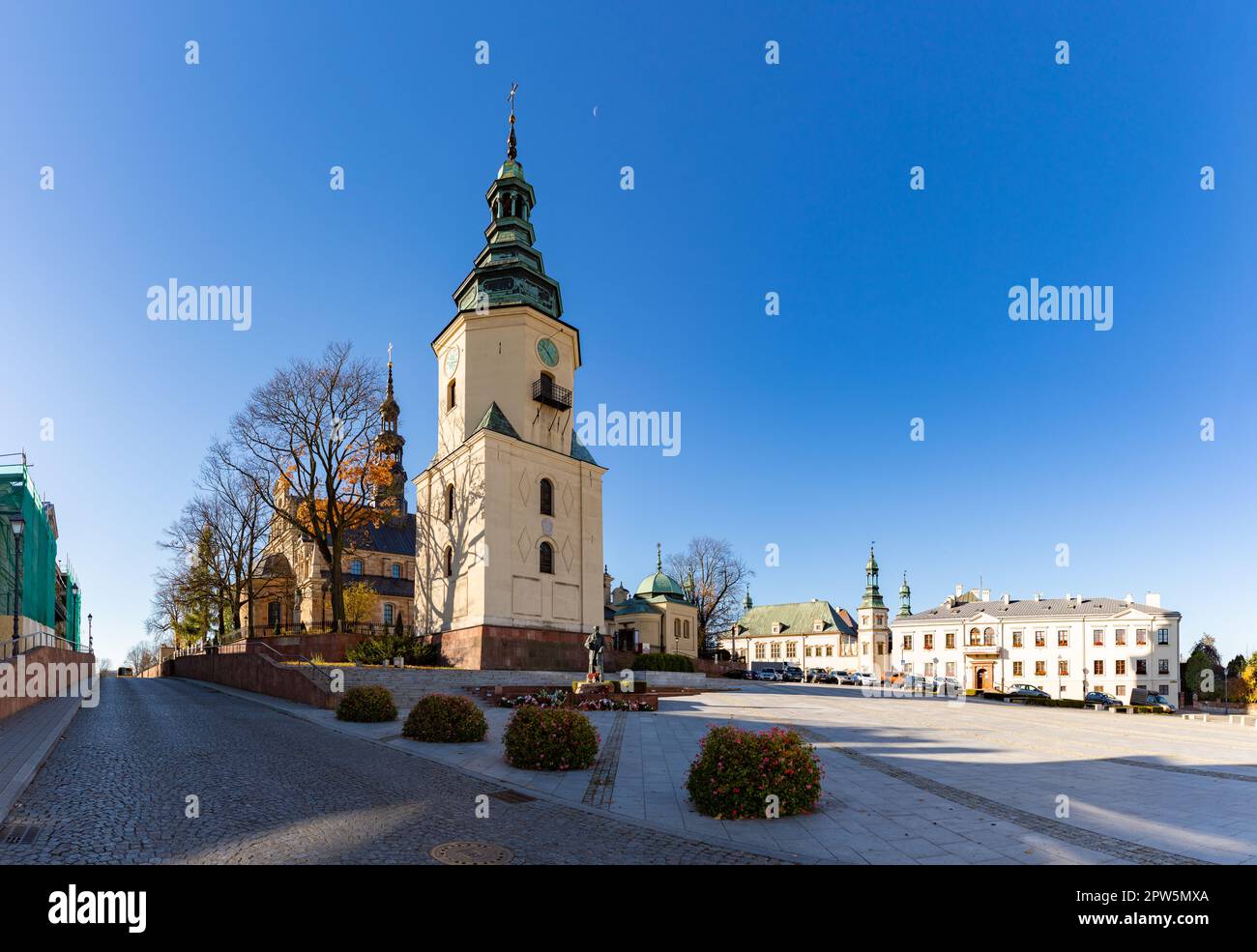 Kielce cathedral hi-res stock photography and images - Alamy