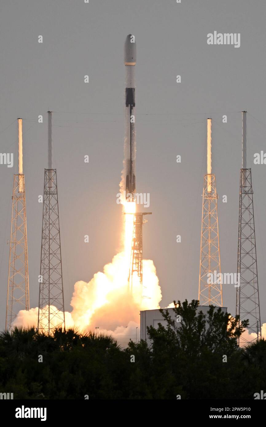 A SpaceX Falcon 9 rocket launches two O3b mPOWER satellites for SES of ...