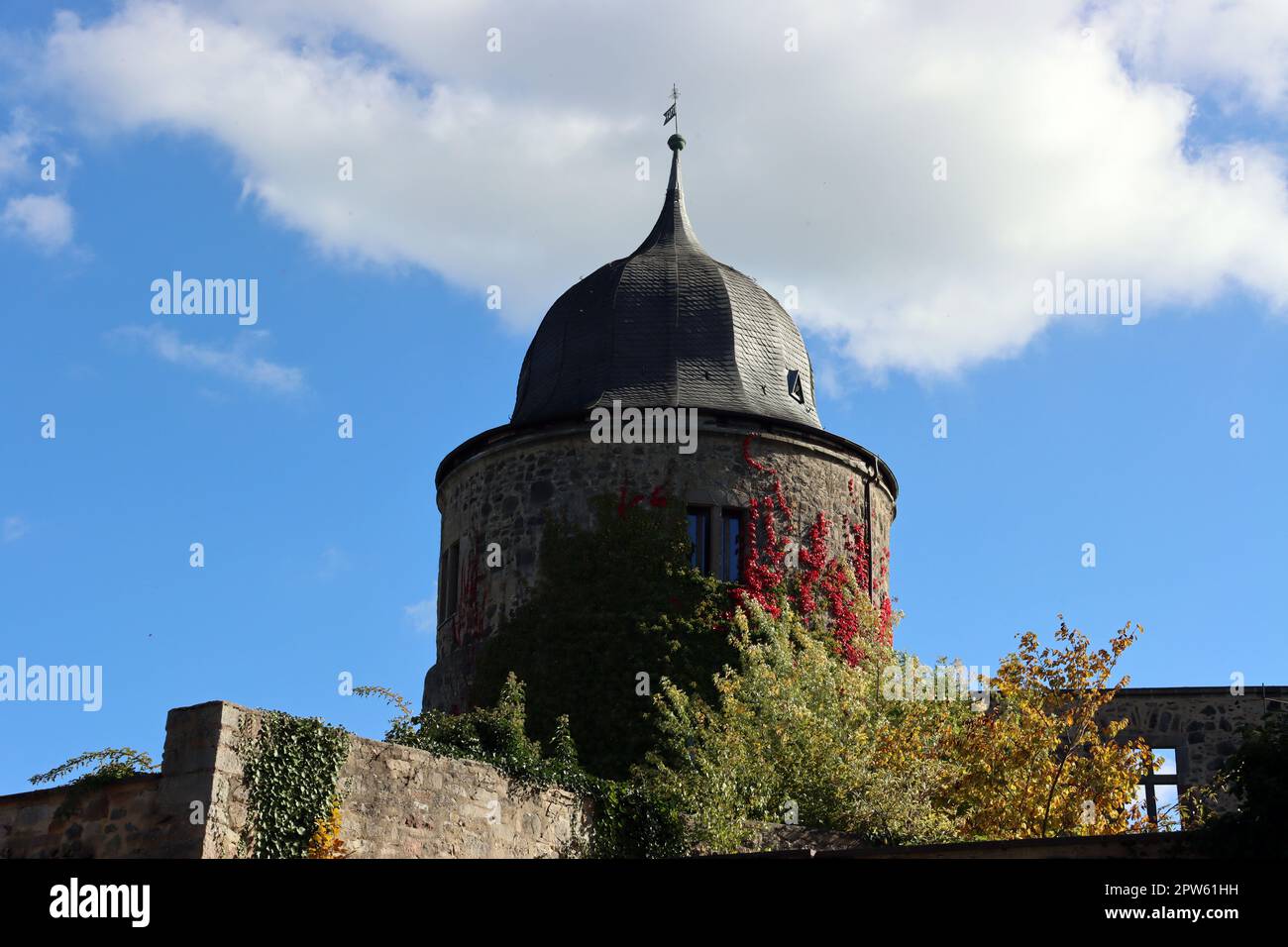 Dornröschenschloss sababurg hi-res stock photography and images - Alamy