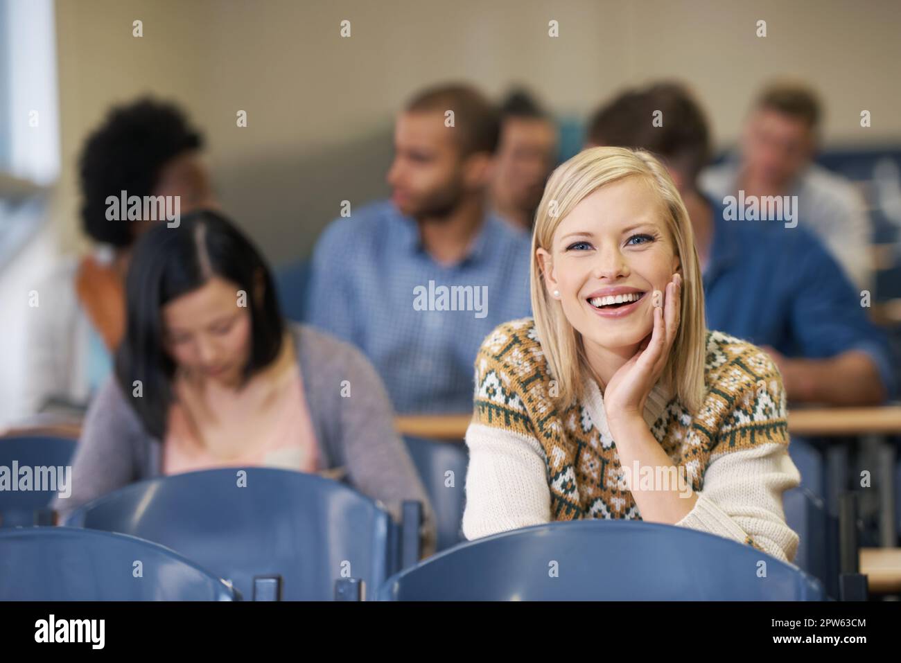 Adult student lecture hall hi-res stock photography and images - Alamy