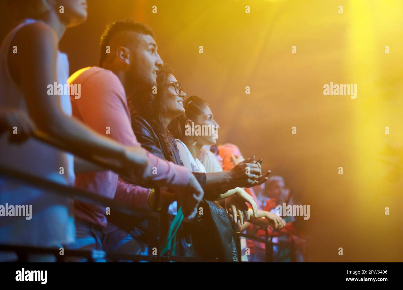 Crowded rock celebration standing hi-res stock photography and images ...