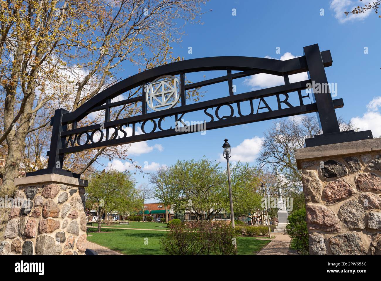 Entrance at the town square in Woodstock, Illinois, USA Stock Photo - Alamy
