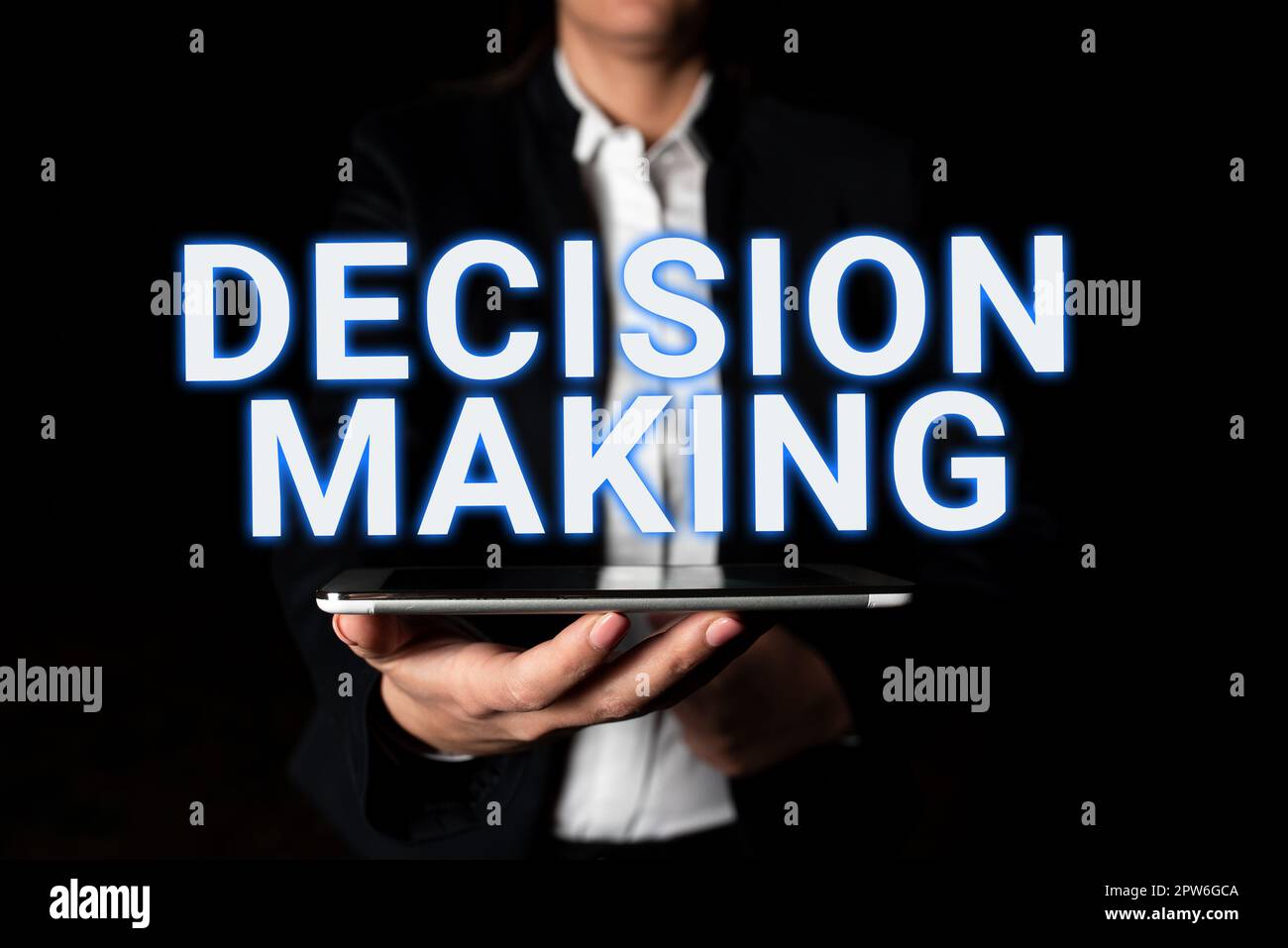Conceptual caption Decision Making, Business idea process of making ...