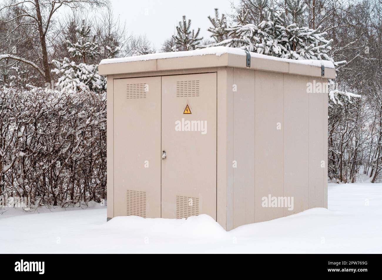 Locked outdoor electric high voltage distribution cabinet, power box in ...