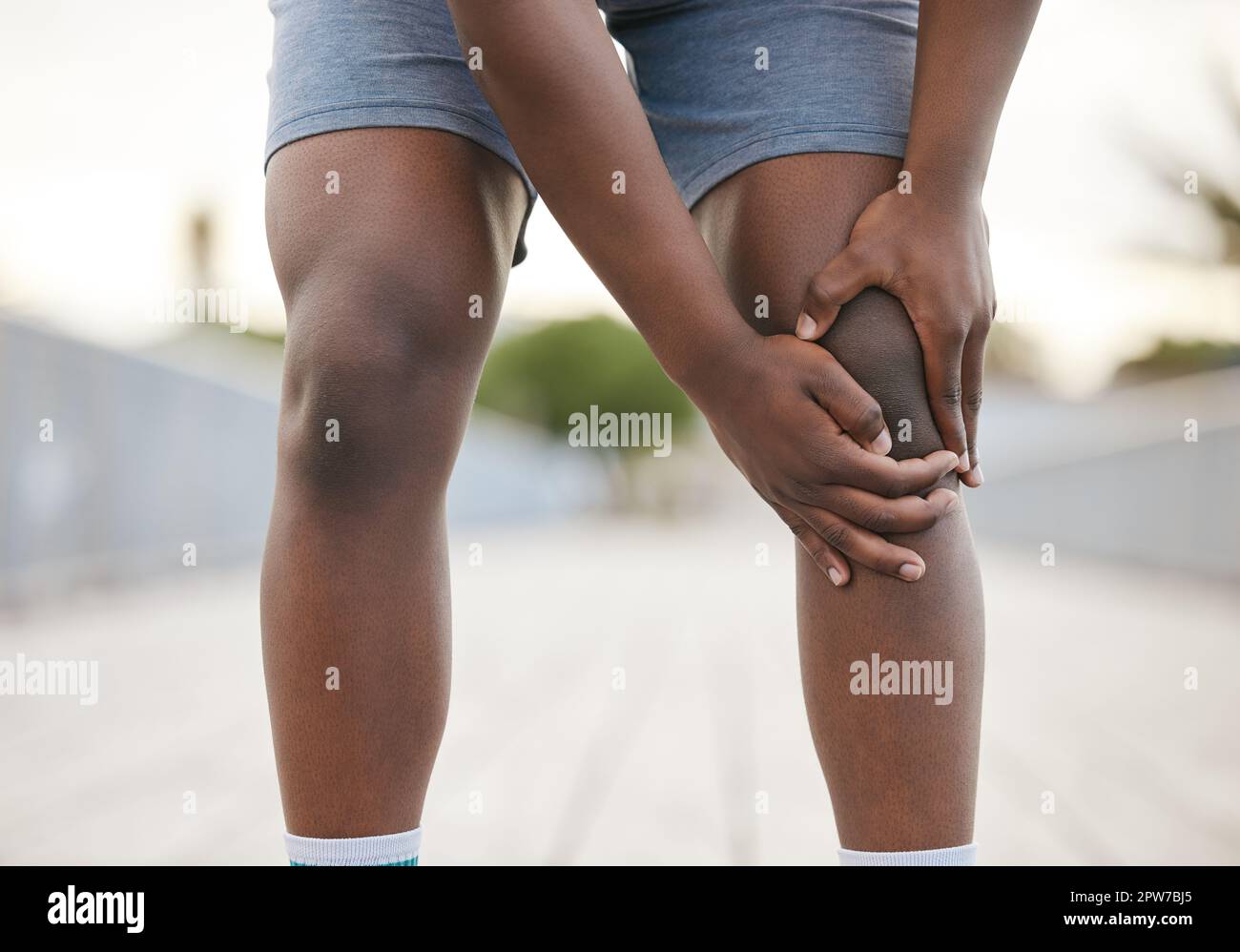 Stiff knee hi-res stock photography and images - Alamy