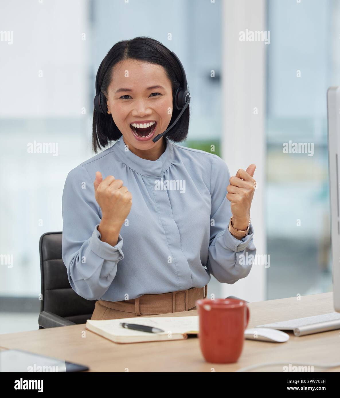 Wow face hi-res stock photography and images - Alamy