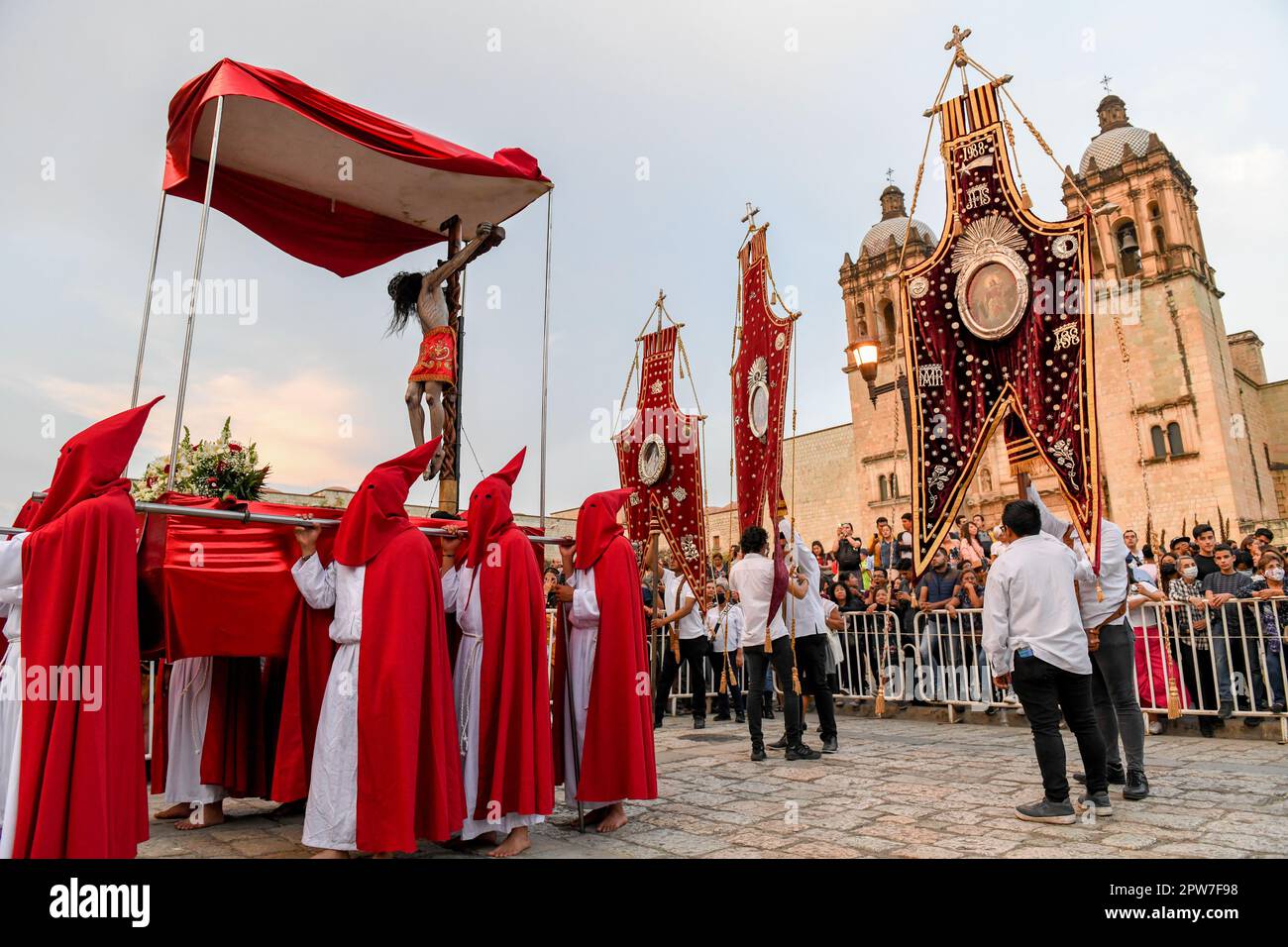 Easter mexico religious parade hi-res stock photography and images - Alamy