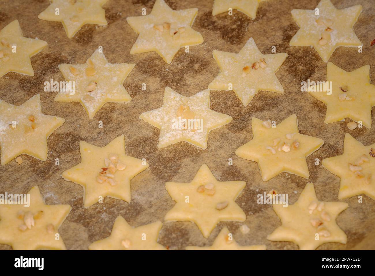 Traditional liner cookies hi-res stock photography and images - Alamy