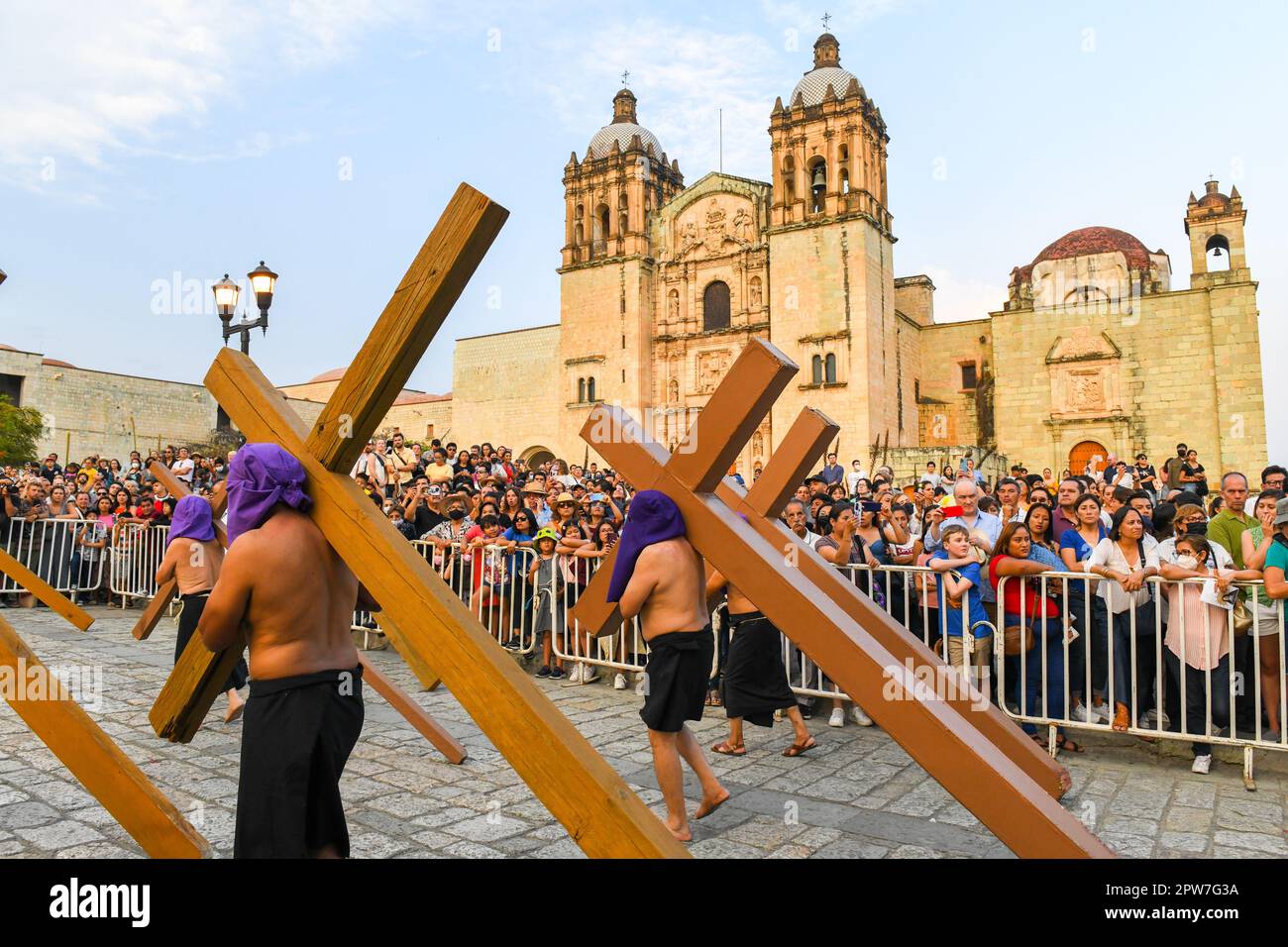 Easter mexico religious parade hi-res stock photography and images - Alamy
