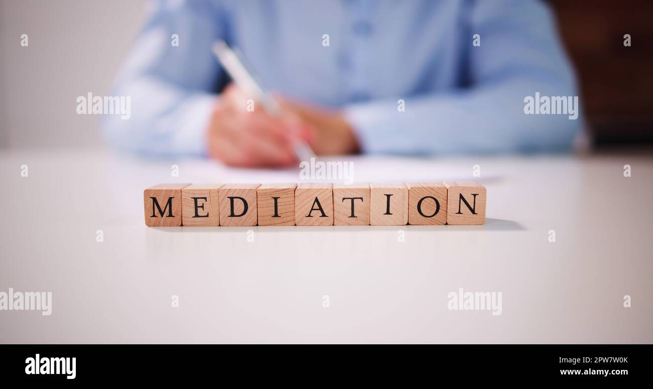 Law mediator hi-res stock photography and images - Alamy