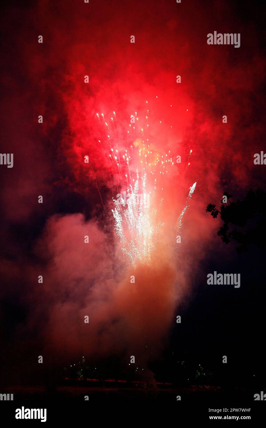 Fireworks commonwealth games hi-res stock photography and images - Alamy