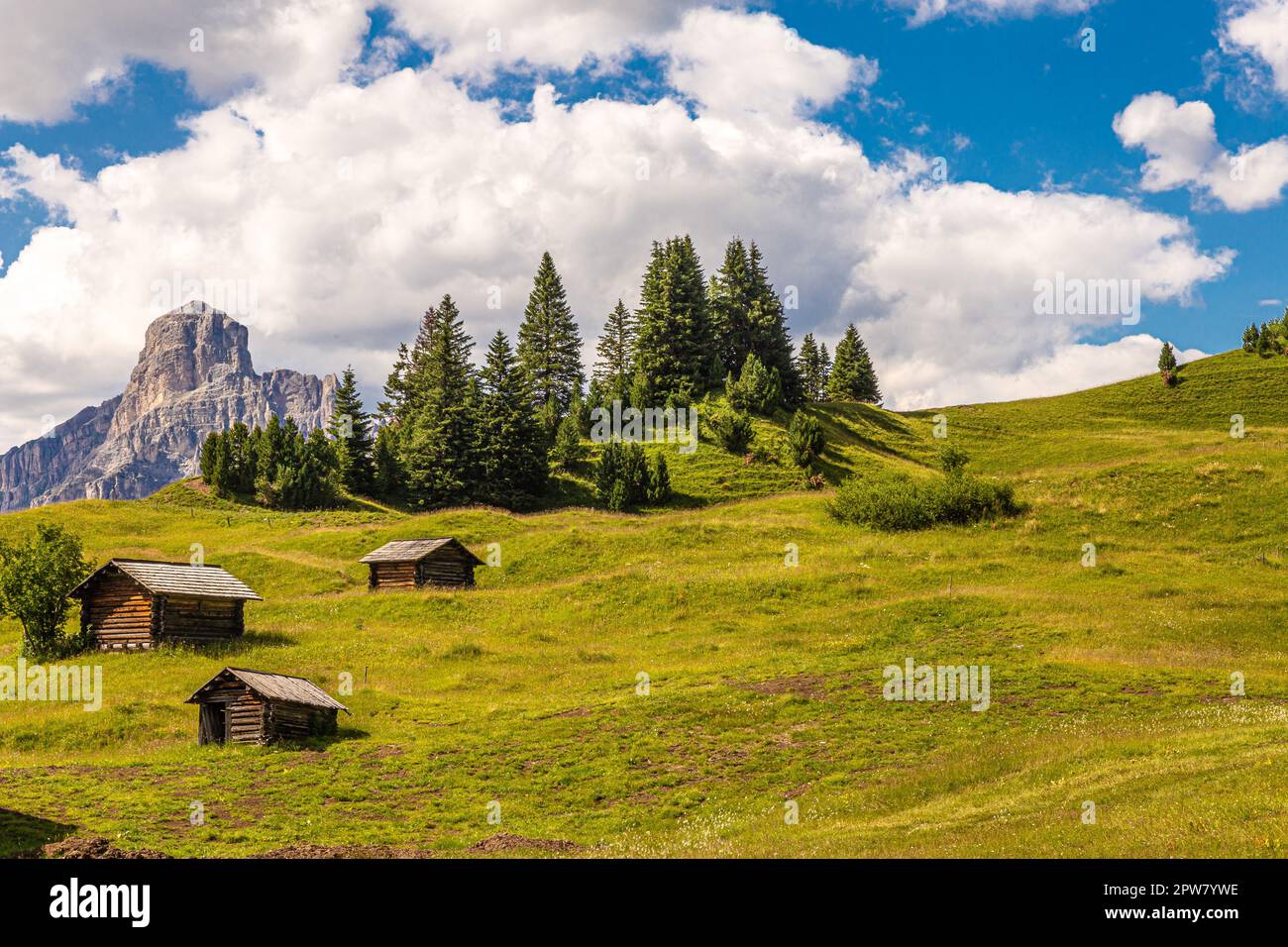 Dolomiti Alps in Alta Badia landscape amd peaks view, Trentino Alto ...